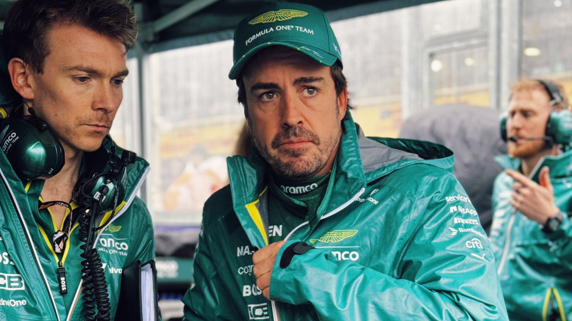 Fernando Alonso y su reacción en DAZN al momento más loco del GP de Australia de F1: "Ahora está ...