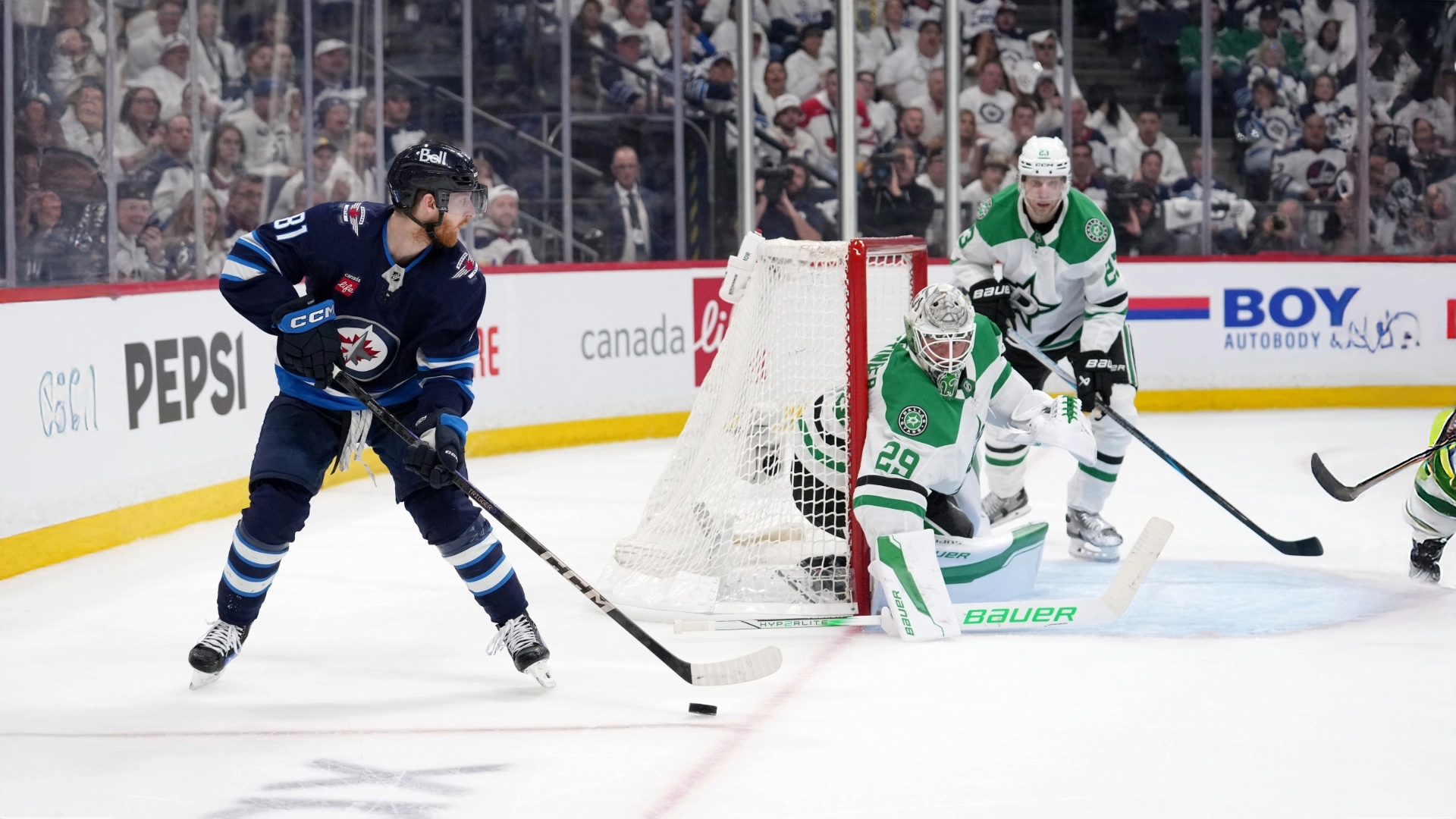 Kyle Connor signs richest contract in Winnipeg Jets history | DAZN News GB