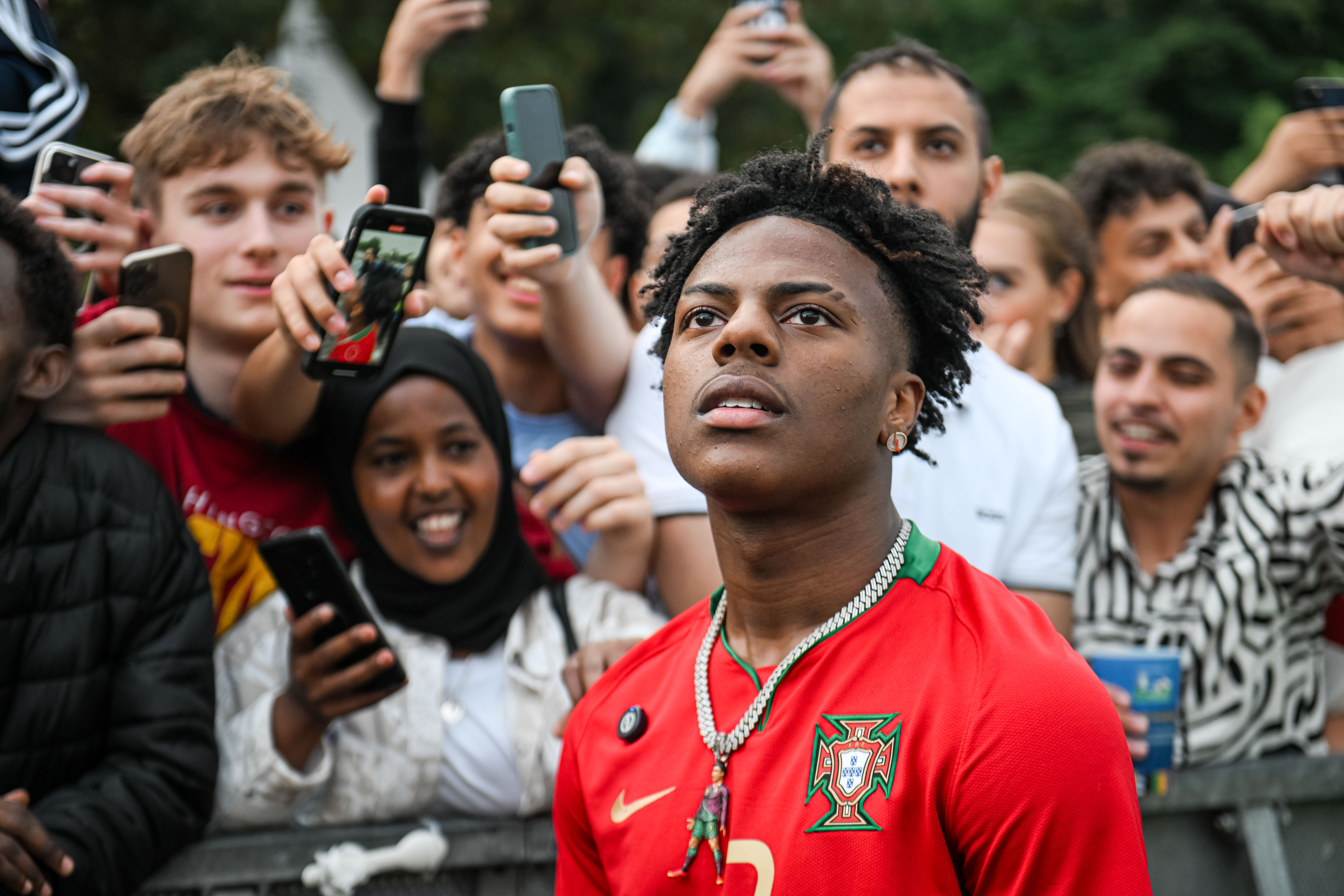 Quem é IShowSpeed, o streamer fã de Cristiano Ronaldo que agita o ...