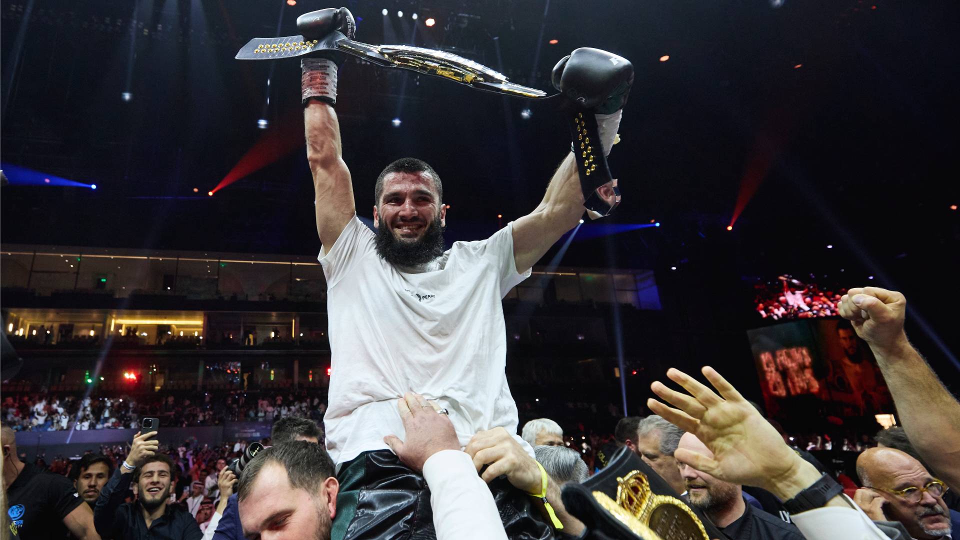 When is Artur Beterbiev's next fight? How to watch it | DAZN News CA