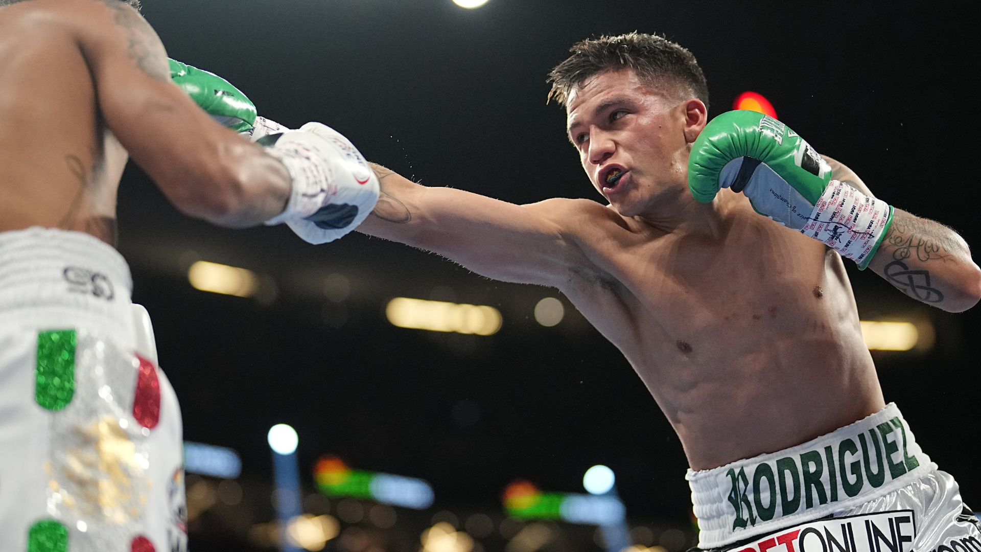 Jesse Bam Rodriguez vs Sunny Edwards en vivo: cómo y dónde ver online ...