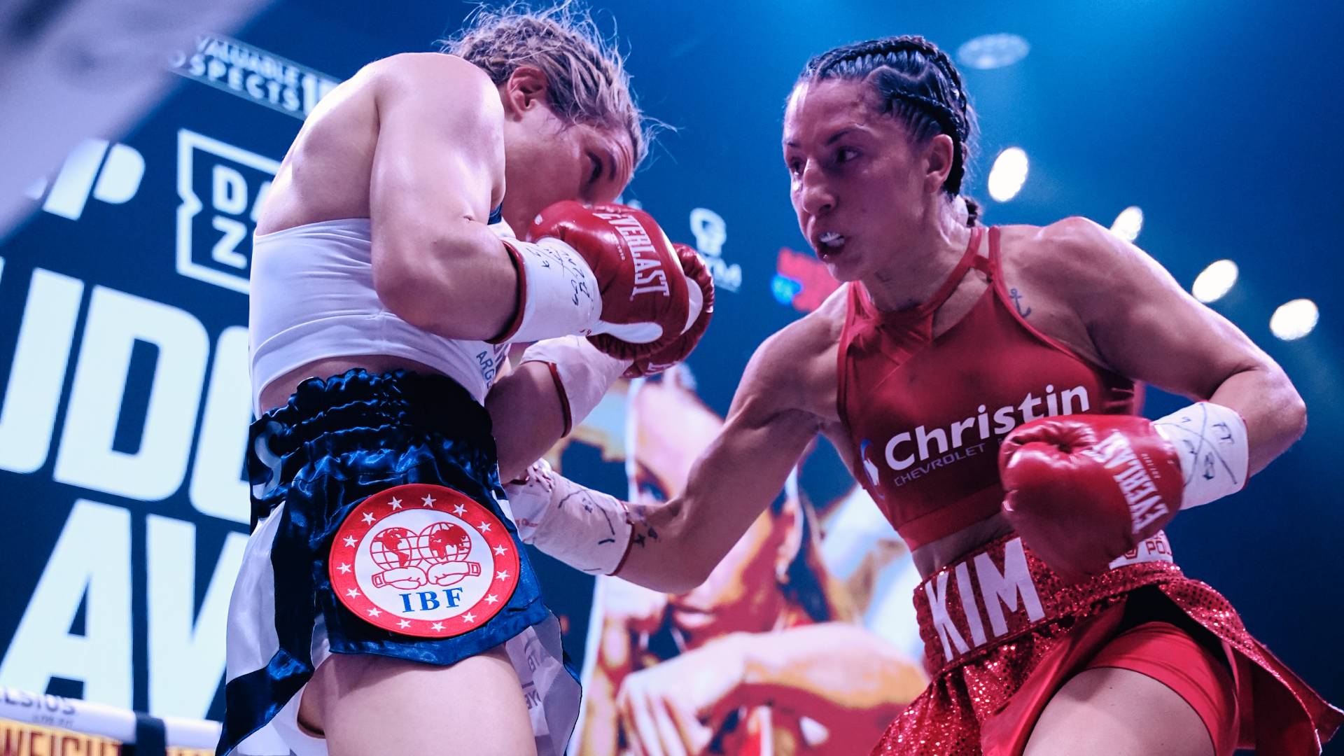 New world champion crowned on Jake Paul promoted fight card | DAZN News US