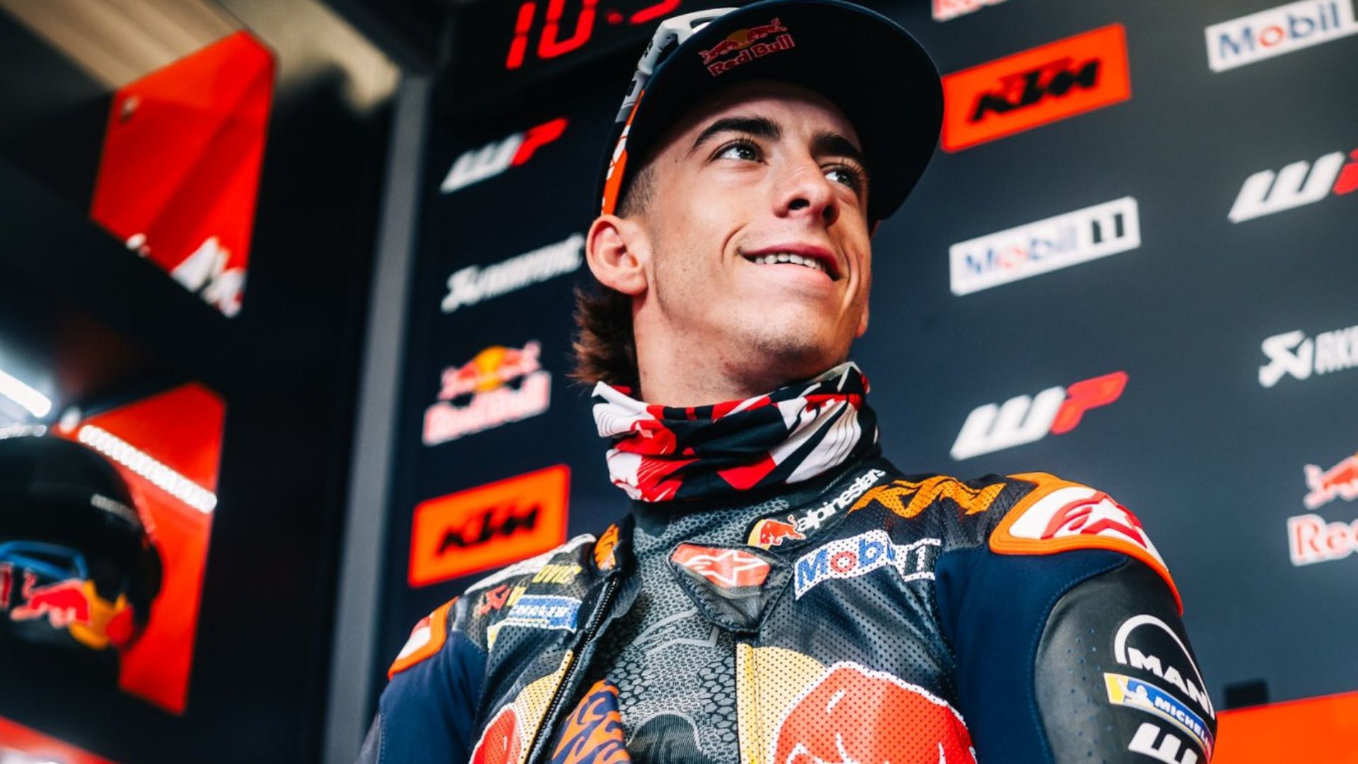 Pedro Acosta saca a la luz el detalle que le falta a la KTM de cara a ...