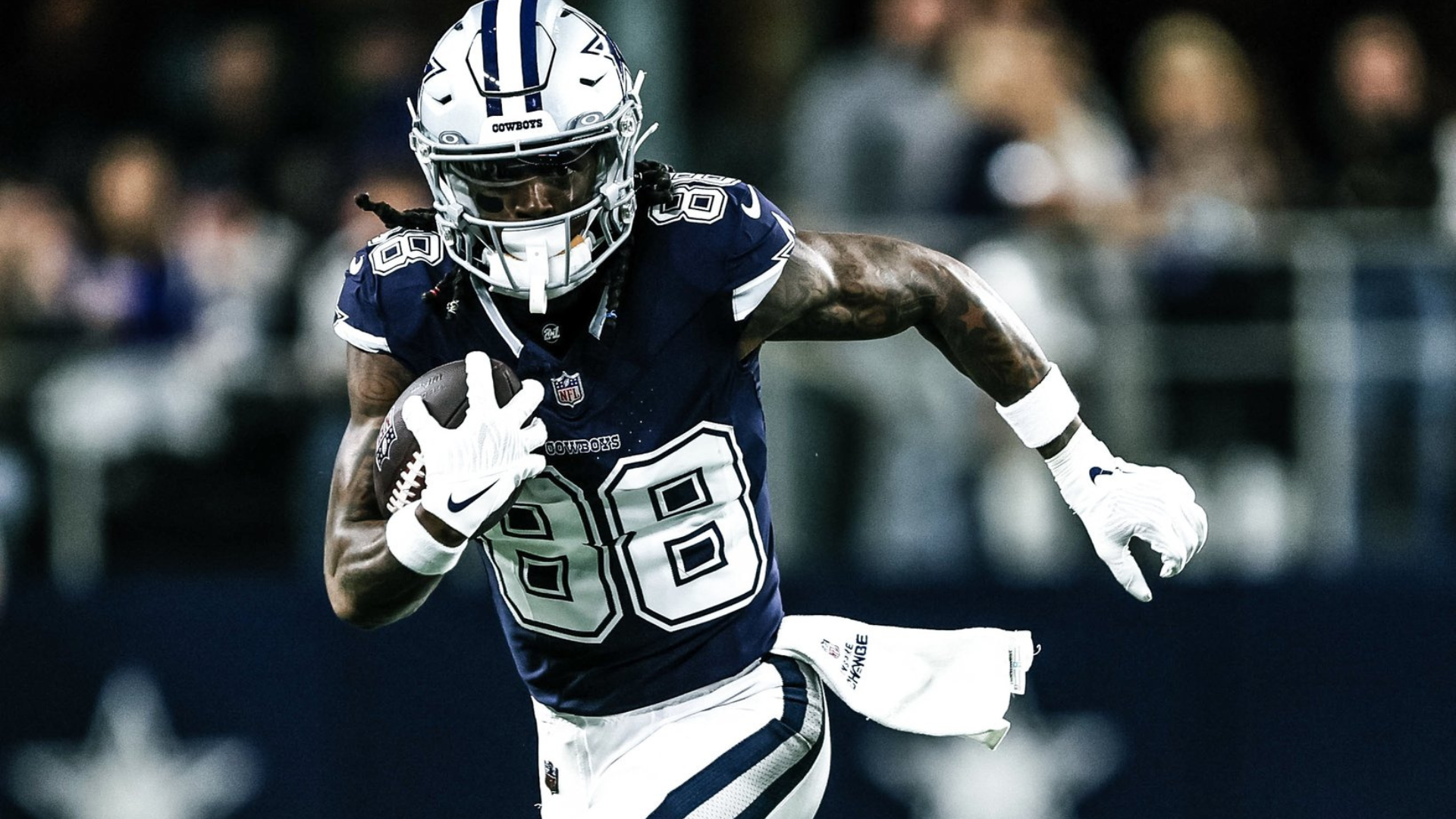Holdout beendet CeeDee Lamb unterschreibt neuen Mega Vertrag bei den Dallas Cowboys DAZN News DE
