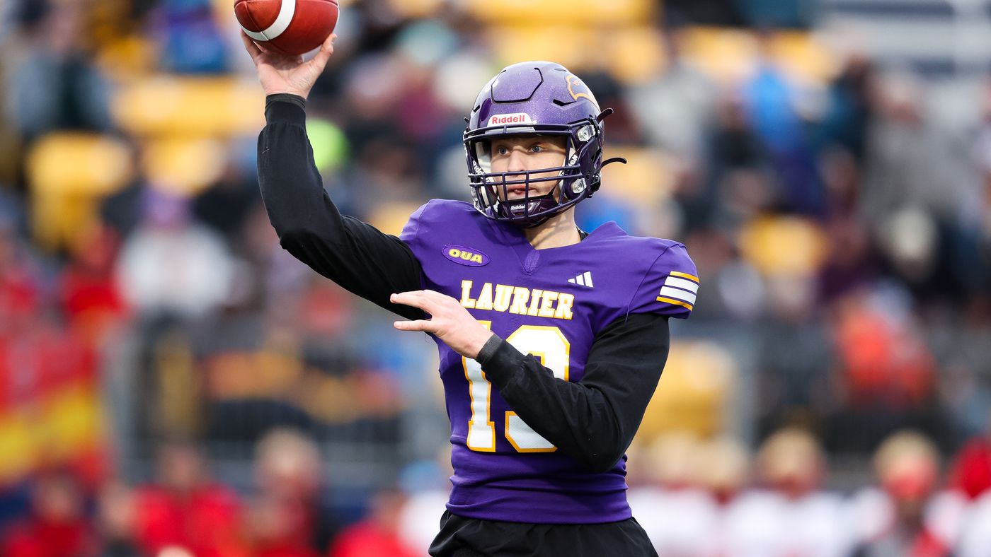 NFL : le quarterback canadien, Taylor Elgersma va signer avec les Green ...