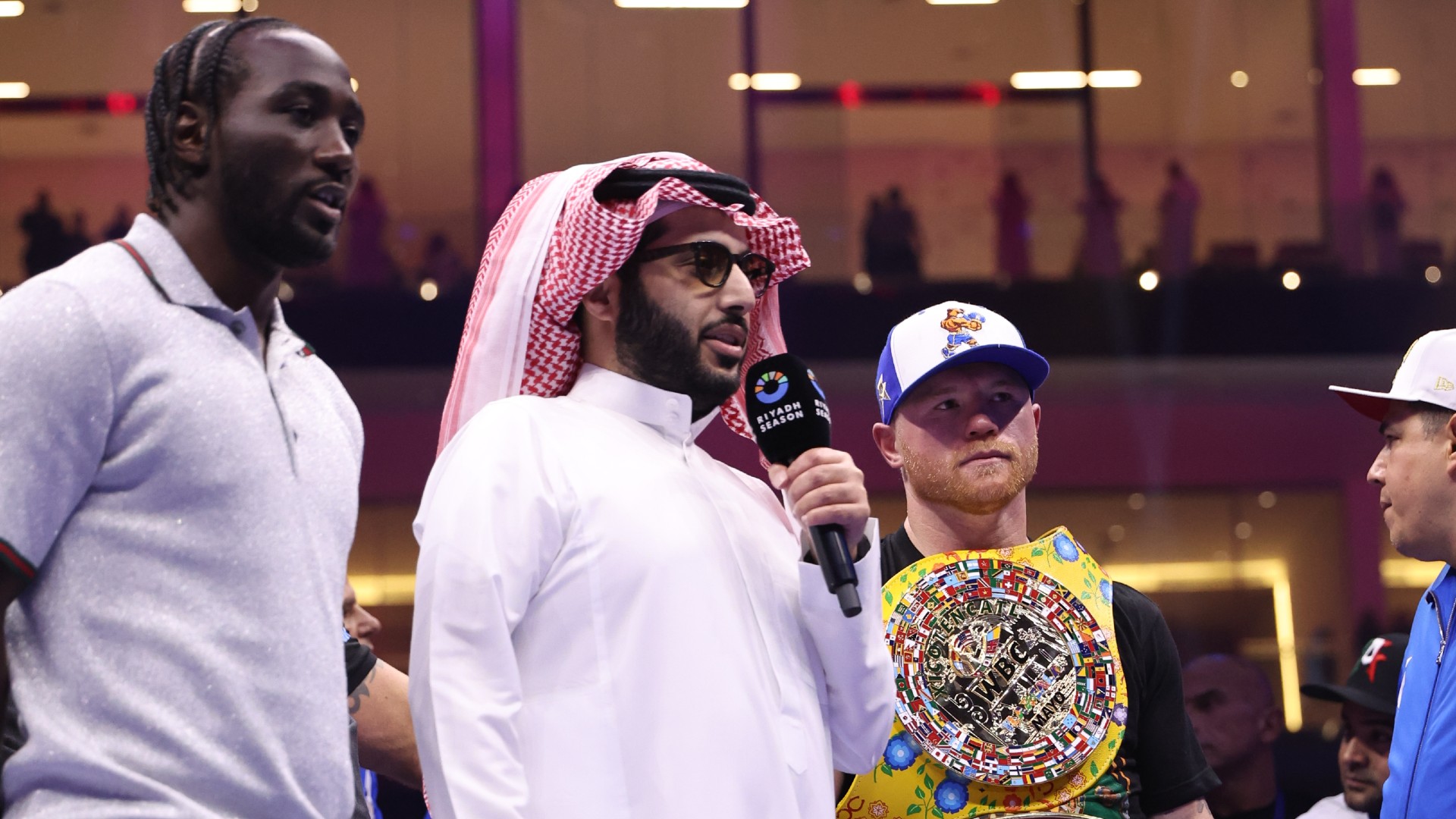 Canelo Alvarez vs Terence Crawford: Retired champion backs 'Bud' to win ...