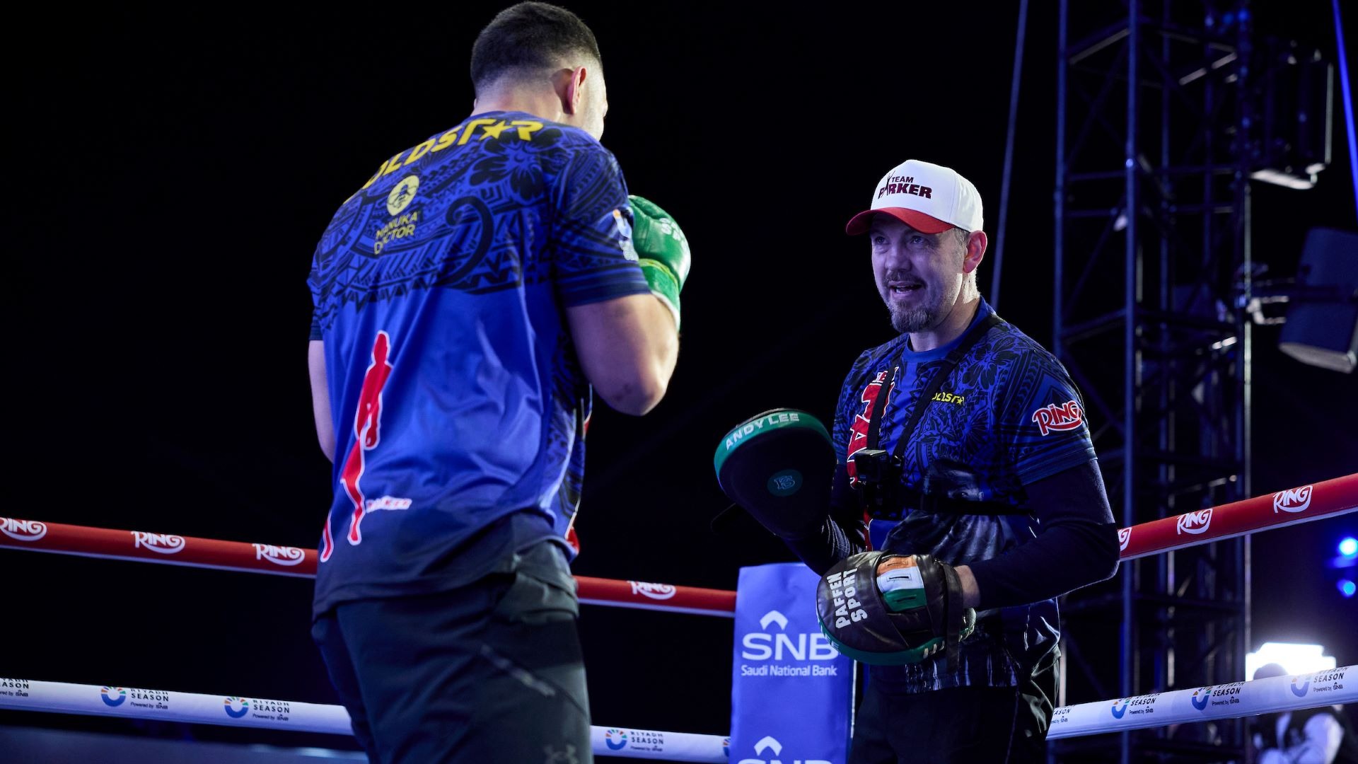 Andy Lee reveals what happened when Joseph Parker sparred Moses Itauma | DAZN News US