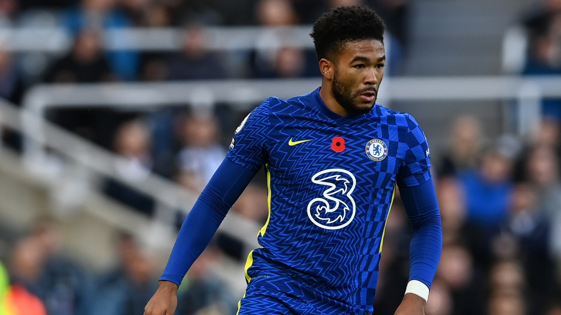 Former Liverpool star names the Chelsea player who should be captain ...