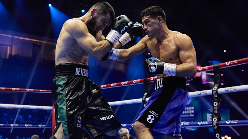 Artur Beterbiev vs. Dmitry Bivol - Major boxing figure has his say on ...