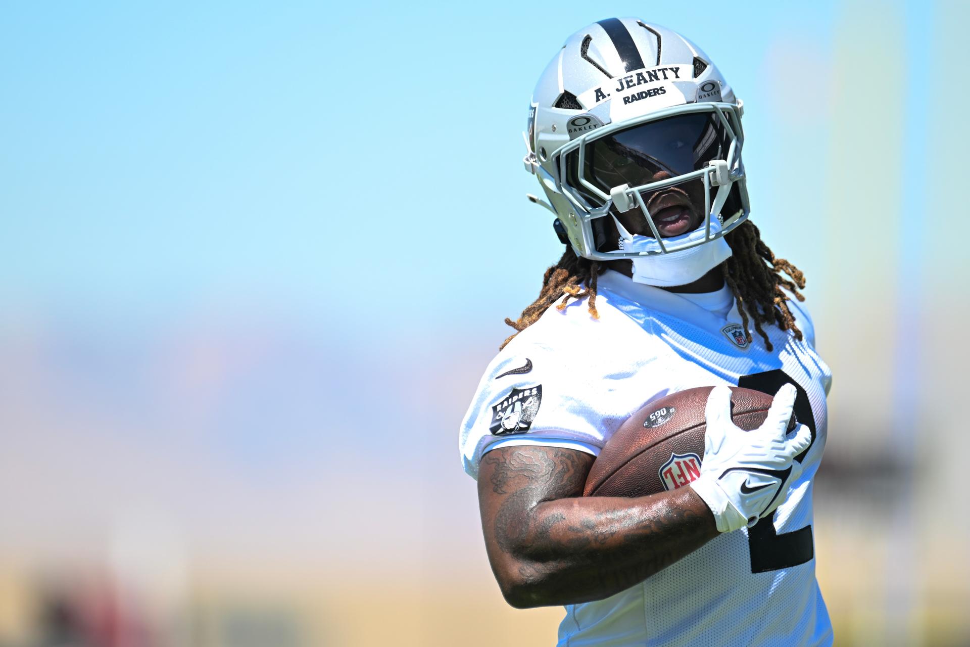 NFL : Ashton Jeanty, "Deuce" coûte cher… très cher ! | DAZN News FR