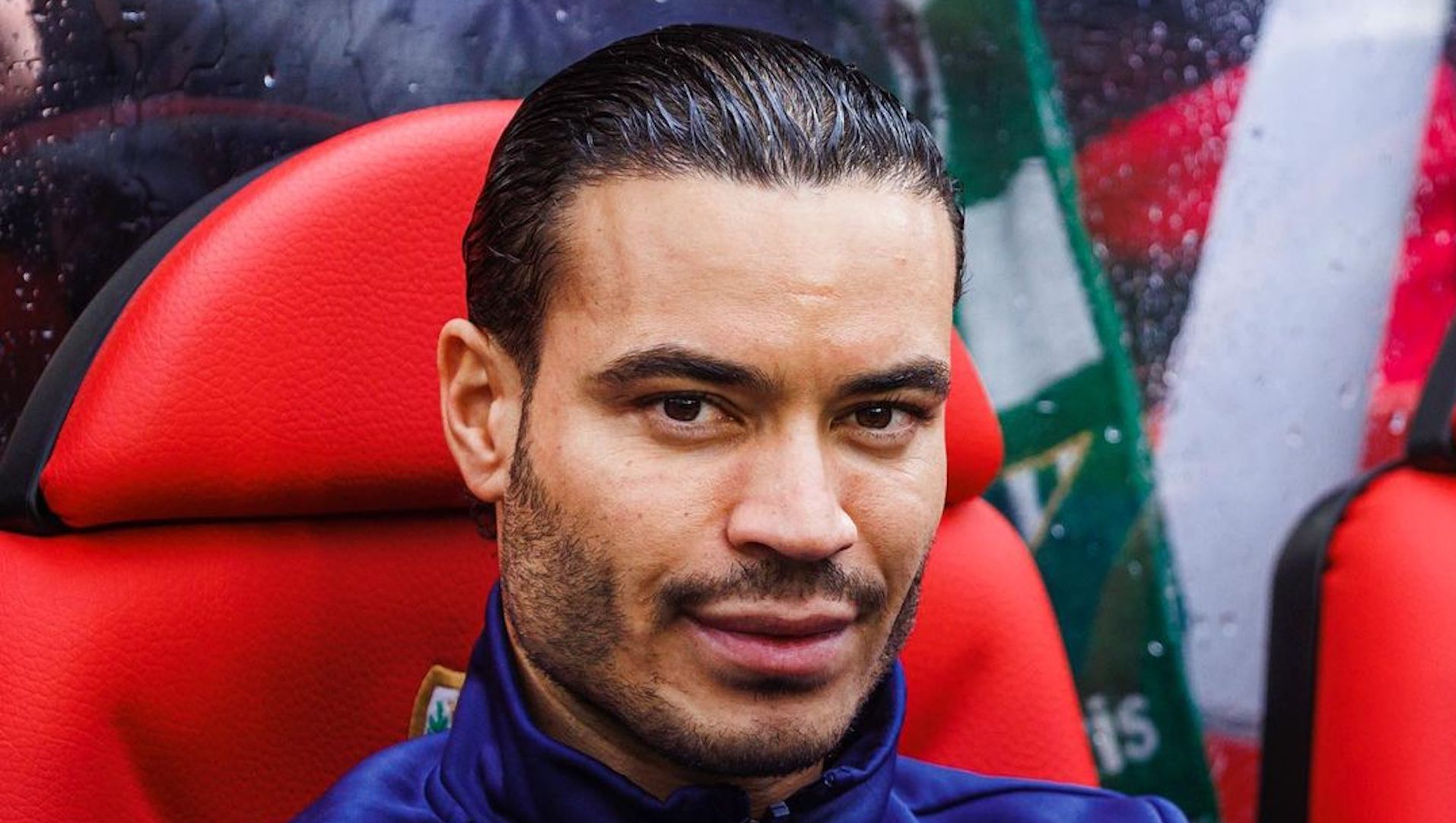 ¿En qué equipo juega Raúl de Tomás? | DAZN News ES