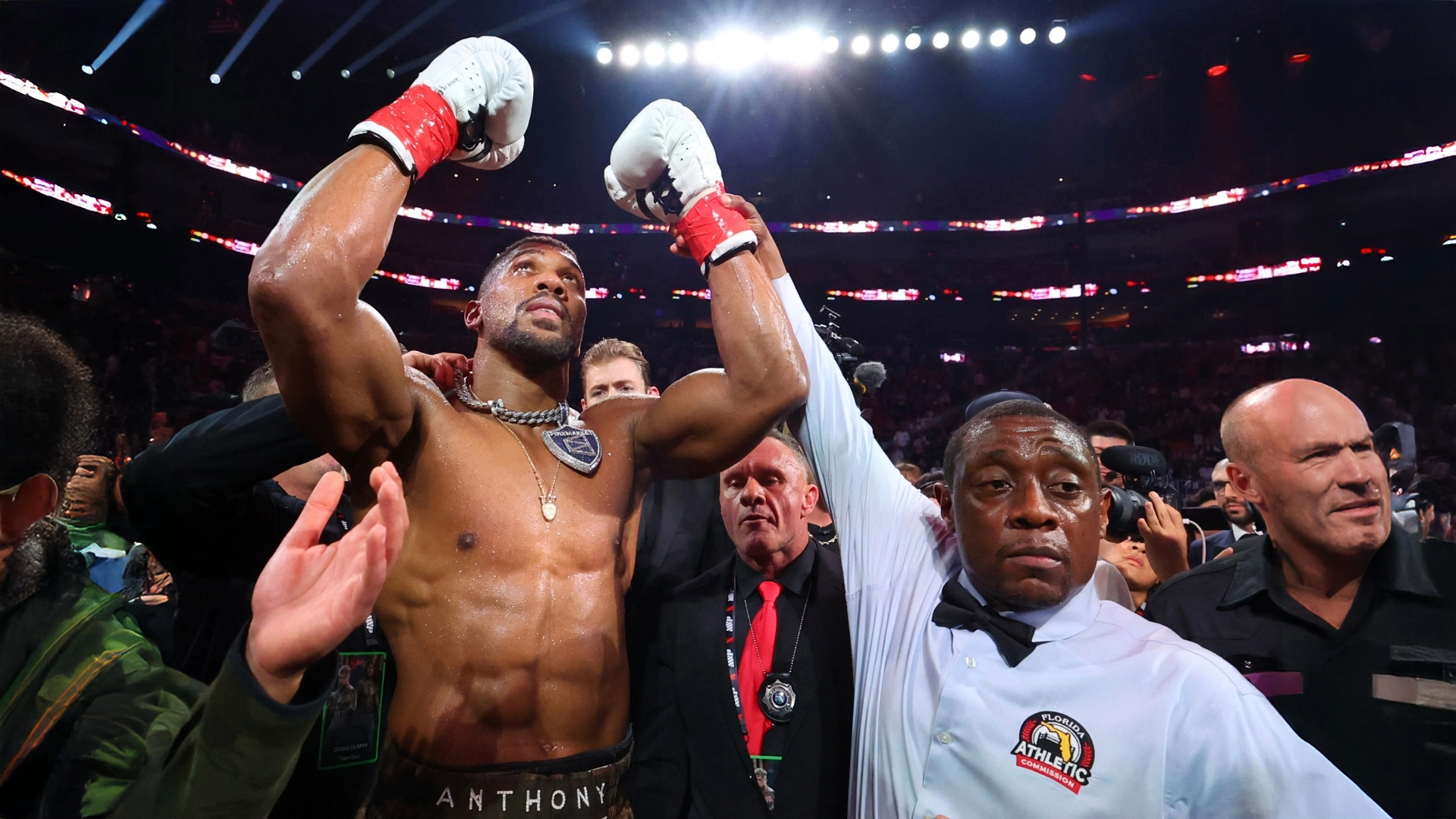 Jake Paul vs. Anthony Joshua Twitter reactions: 'Running like William ...