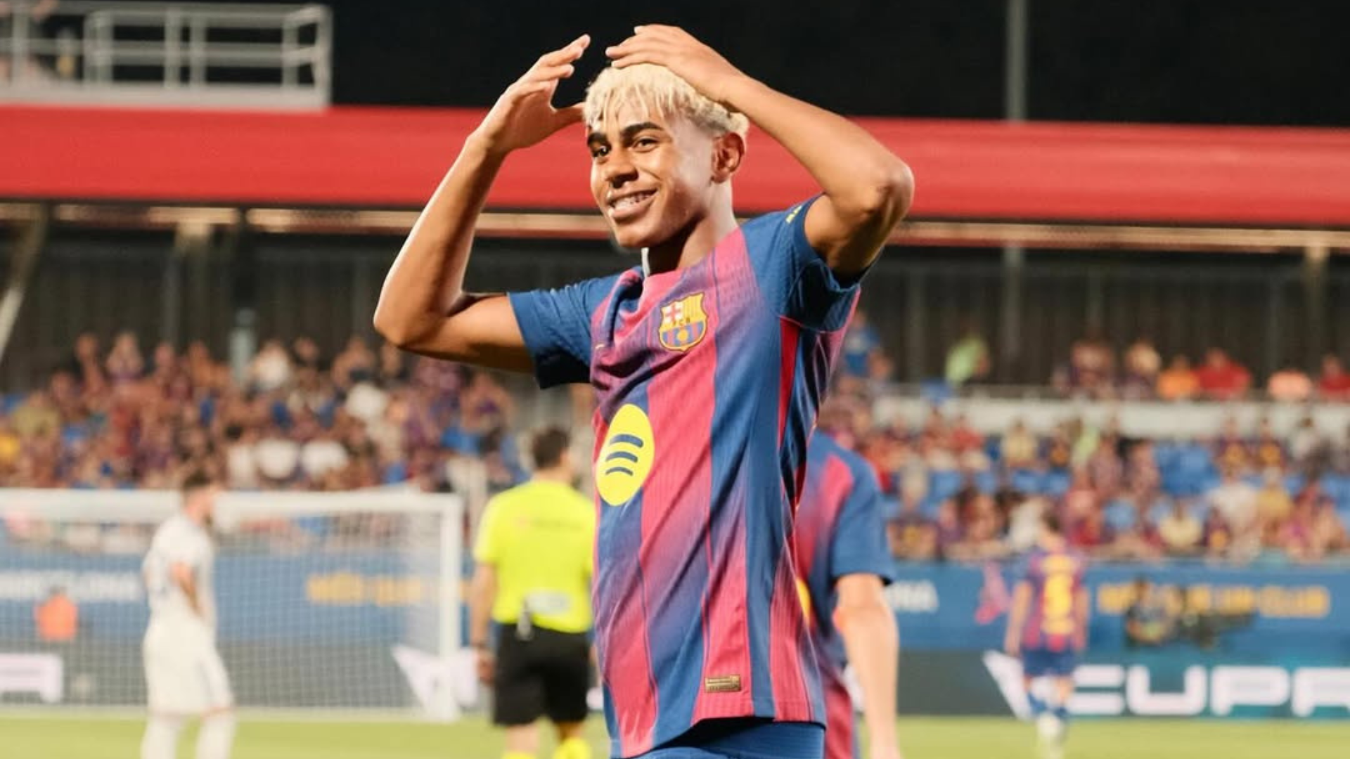 Yamal 專注金球夢與歐冠目標 表示 Flick 的擔憂不會影響表現｜西甲 | DAZN News TW