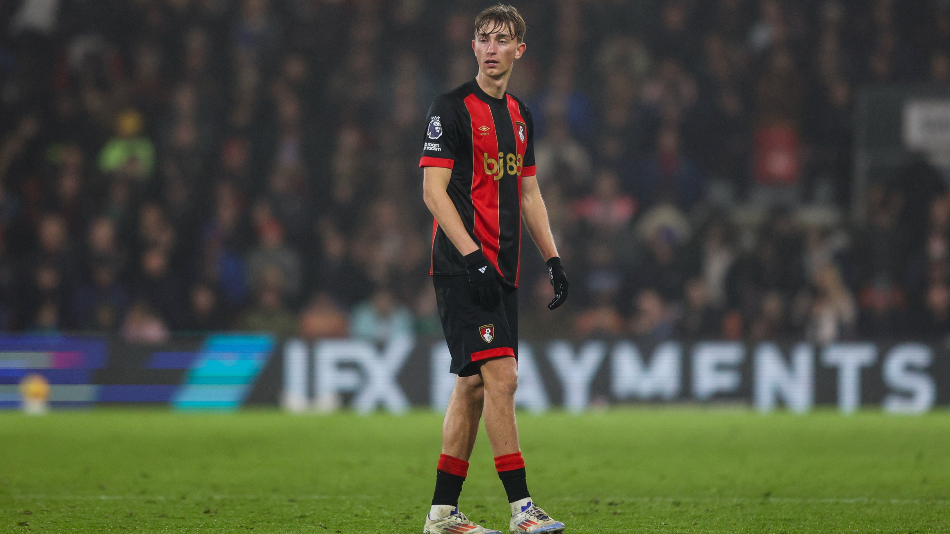 ¿Quién es y cómo juega Dean Huijsen? El central de la España del futuro ...