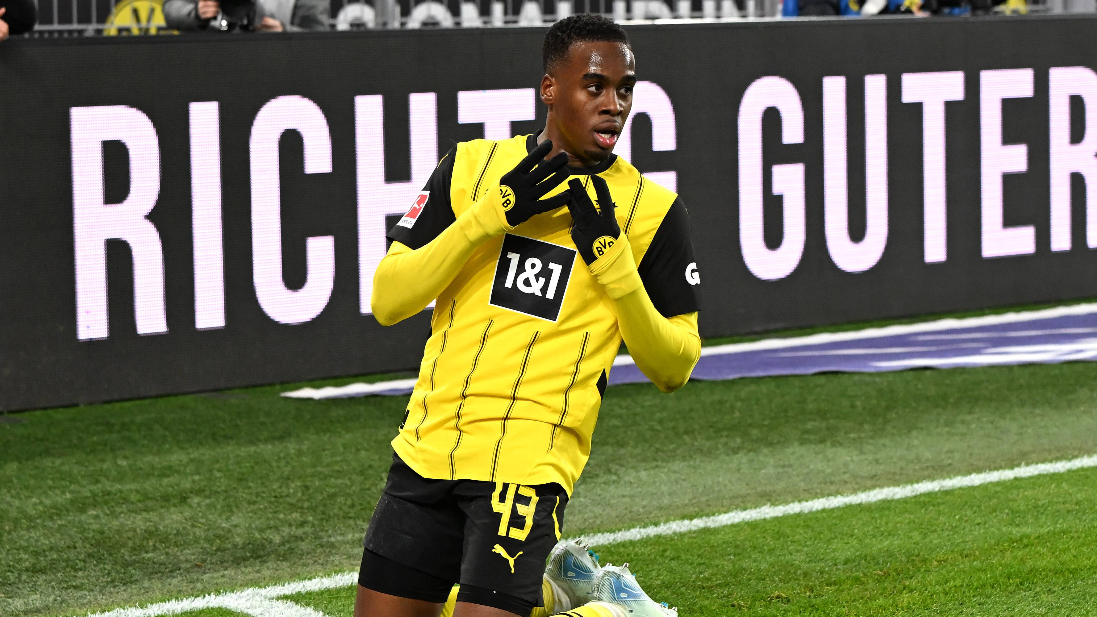 Livestream: So seht ihr BVB - Barca heute | DAZN News DE