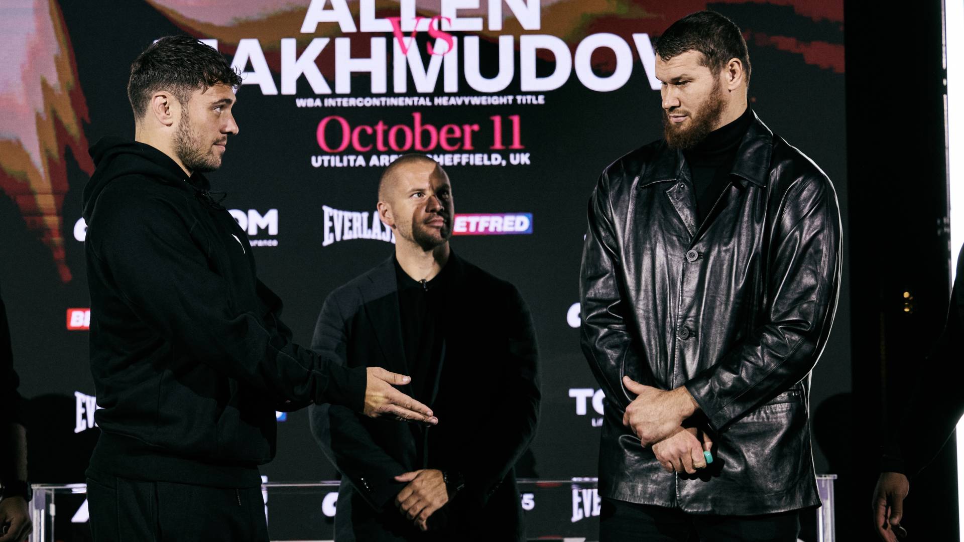 Carl Frampton makes Dave Allen-Arslanbek Makhmudov prediction | DAZN ...