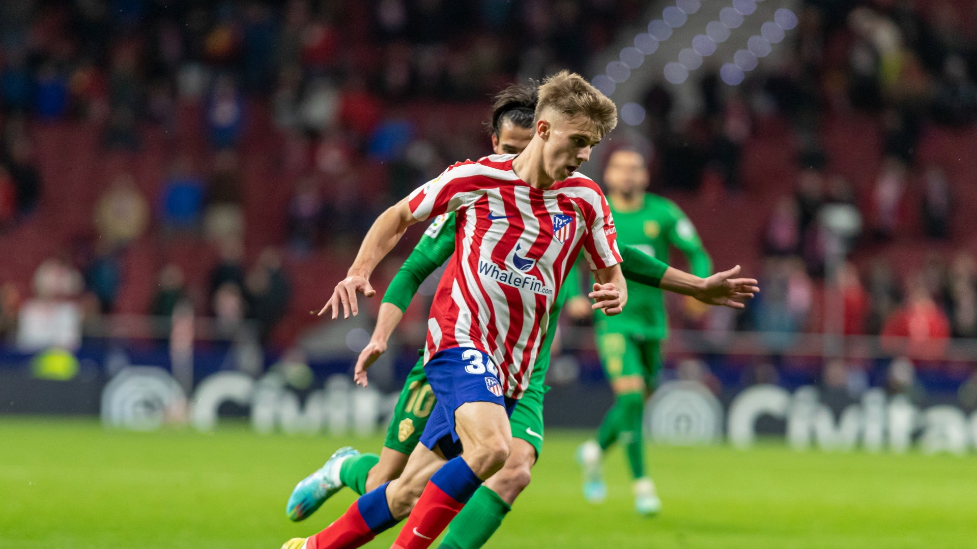 ¿Quién es Pablo Barrios y cómo juega? La apuesta de Simeone que ...