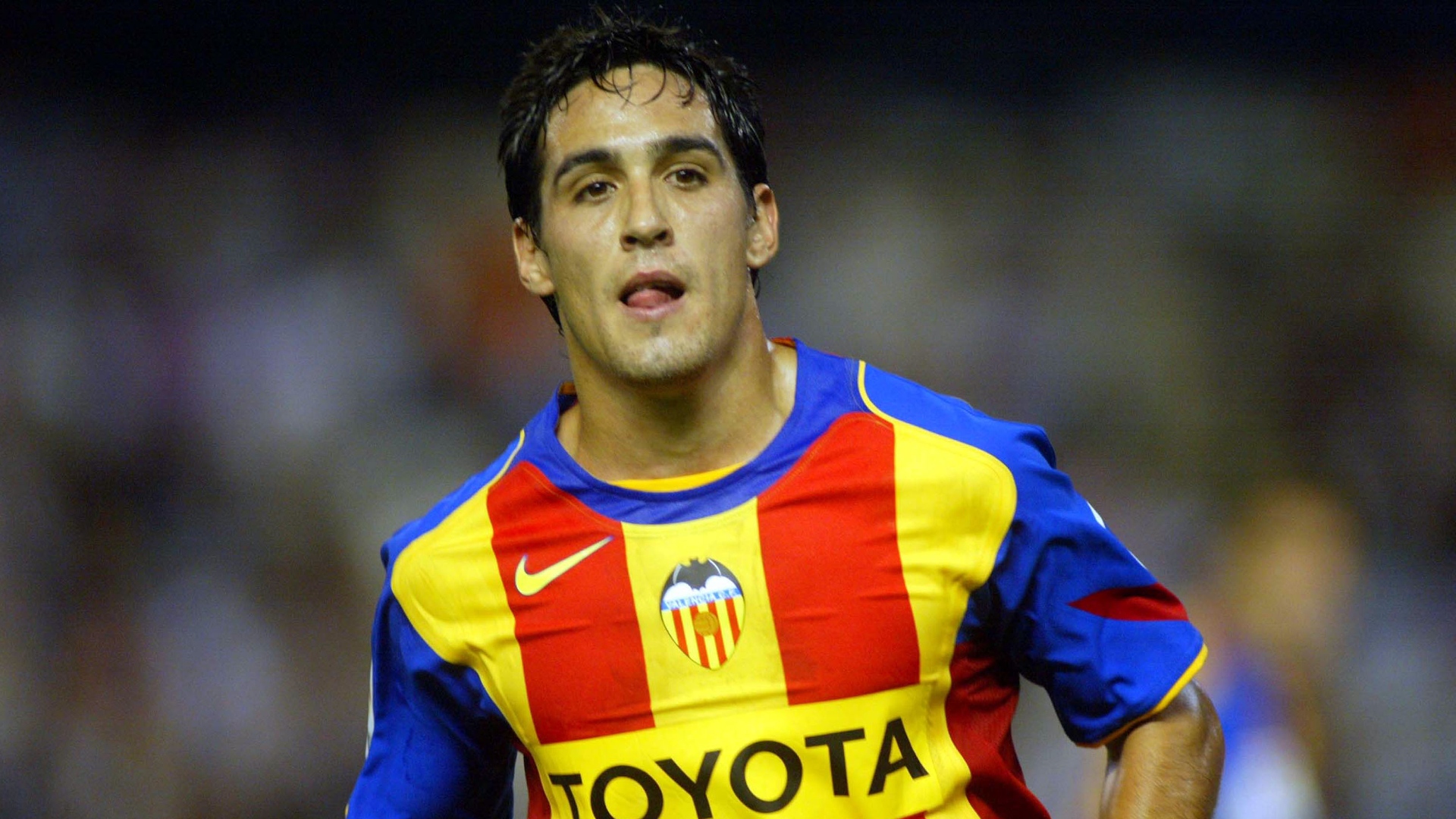 ¿Cuántos años jugó Vicente en el Valencia y cuántos títulos ganó ...