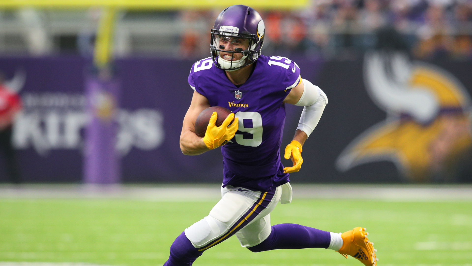 NFL : Adam Thielen fait son retour chez les Vikings | DAZN News FR