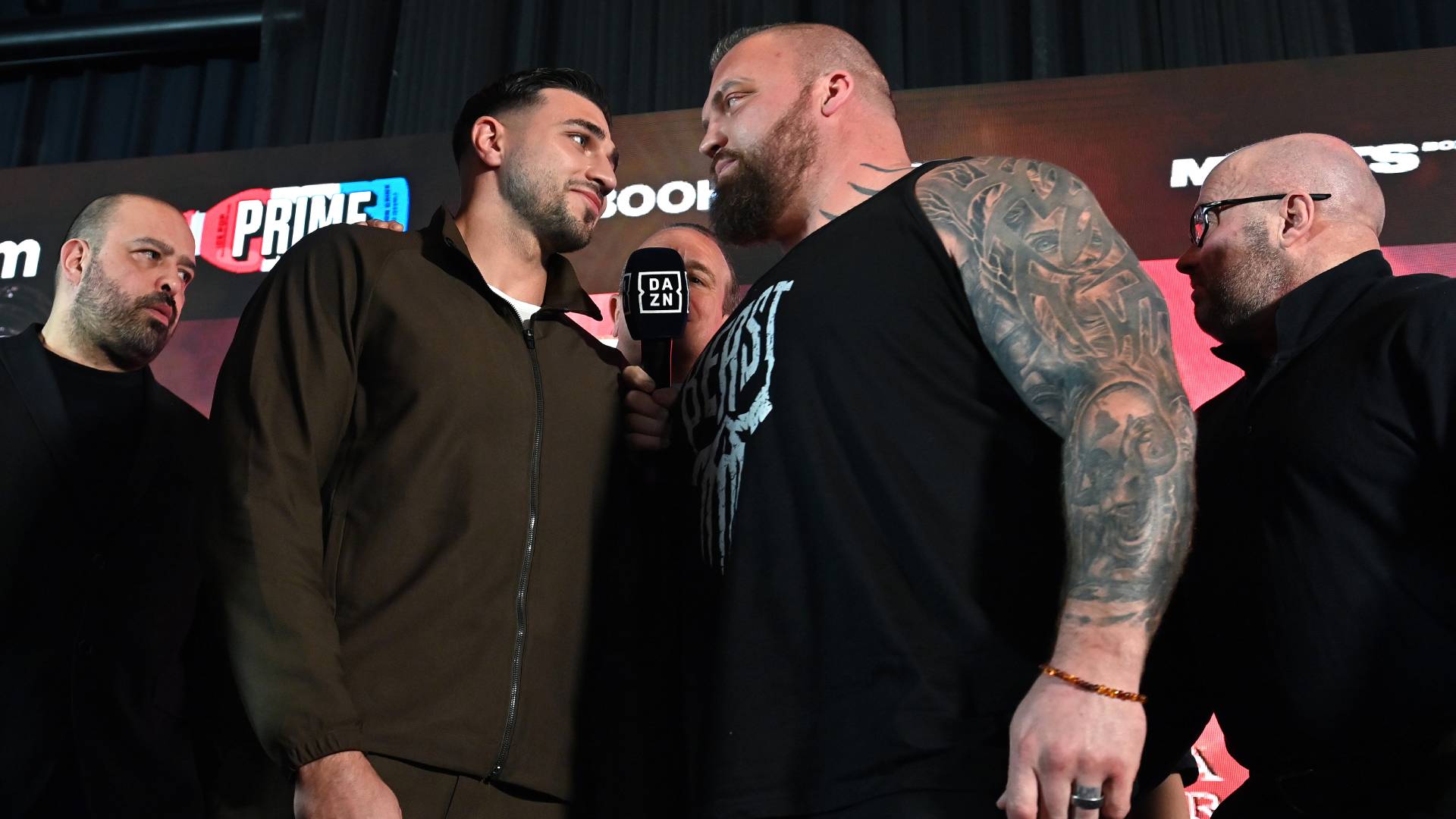 Boxen heute live: Fury vs. Hall im TV und LIVE-STREAM | DAZN News DE