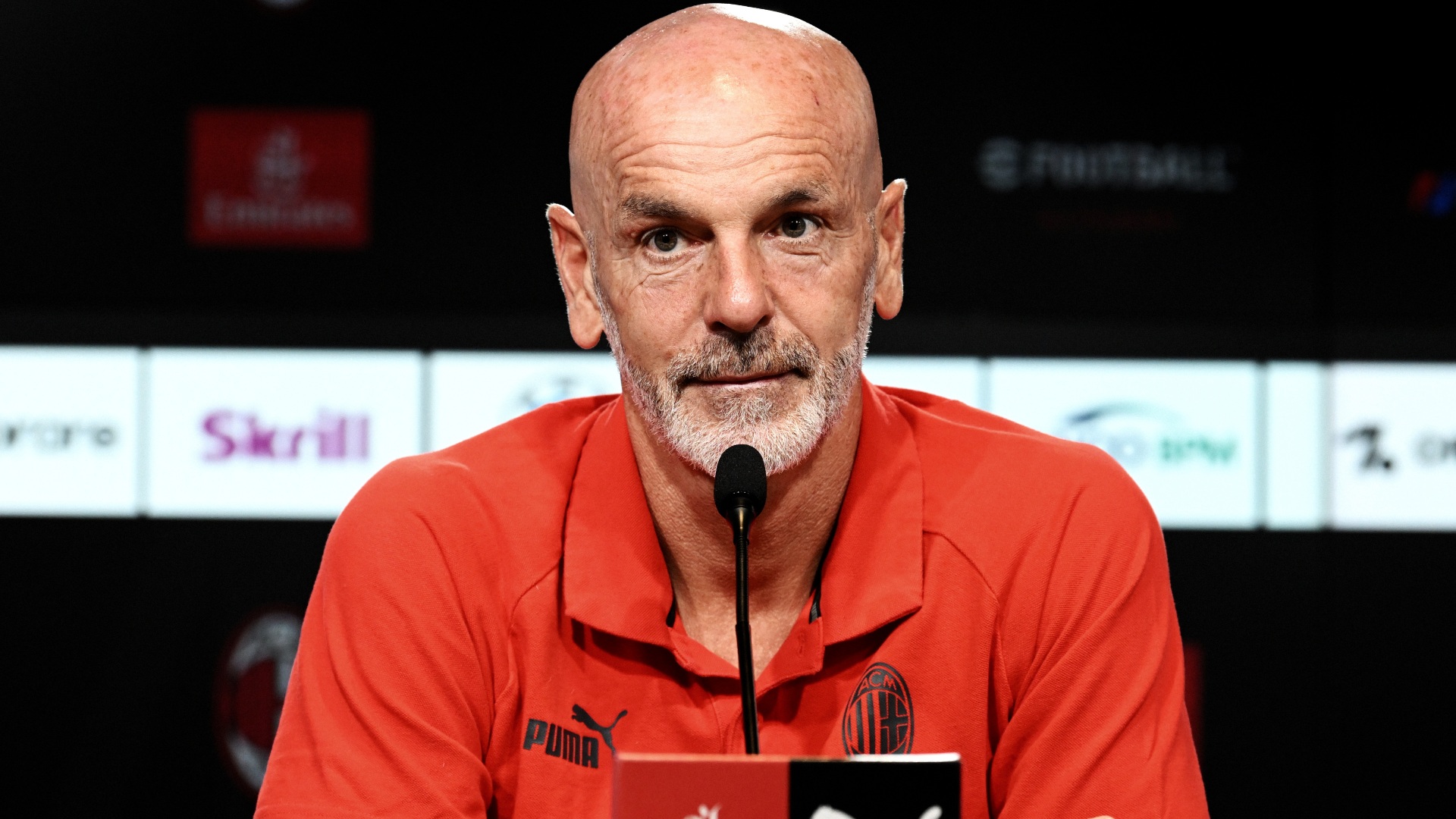Stefano Pioli in conferenza stampa alla vigilia di Salisburgo-Milan in ...