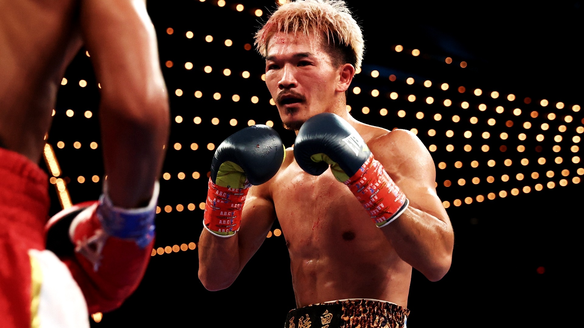 【プレビュー】完全アウェイのイギリスで“クラッシュ・ライト”炸裂なるか。IBFスーパーフェザー級王者の尾川堅一が初防衛戦に挑む｜ボクシング | DAZN News JP