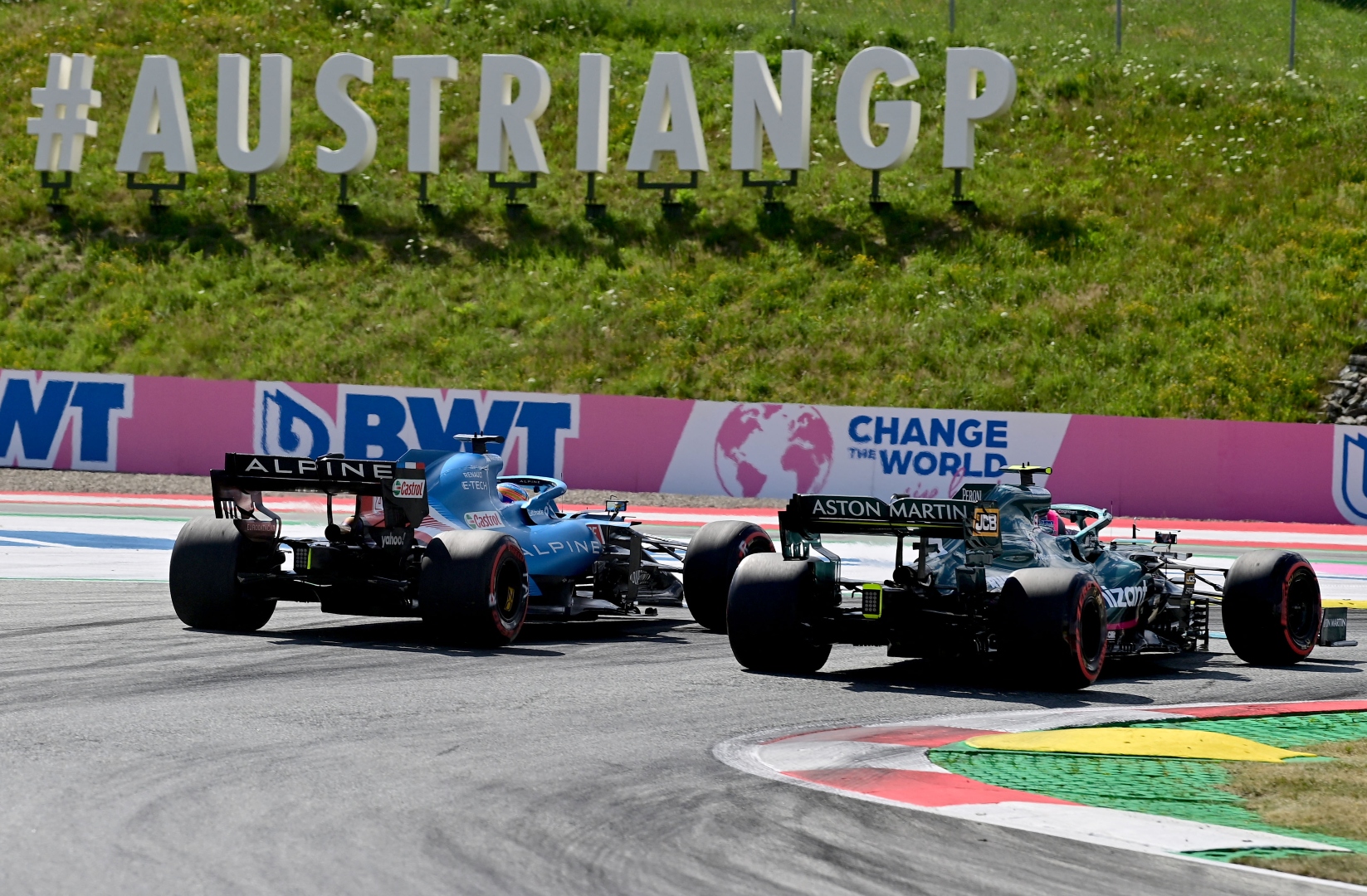 ¿Qué coche es mejor? El Alpine o Aston Martin | DAZN News ES