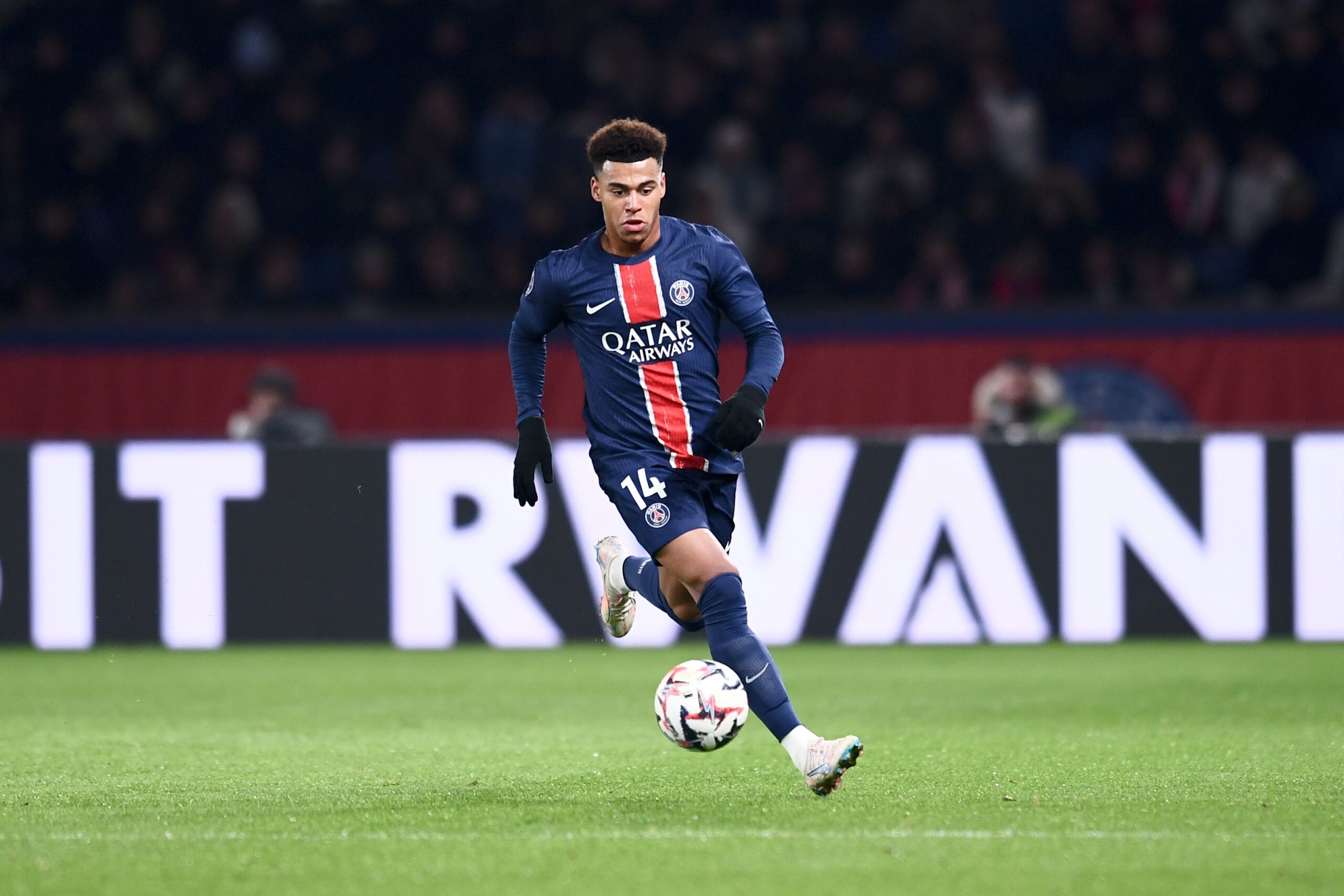 ¡Vídeo! Baile carioca made in Francia: el lujo de Désiré Doué que ...