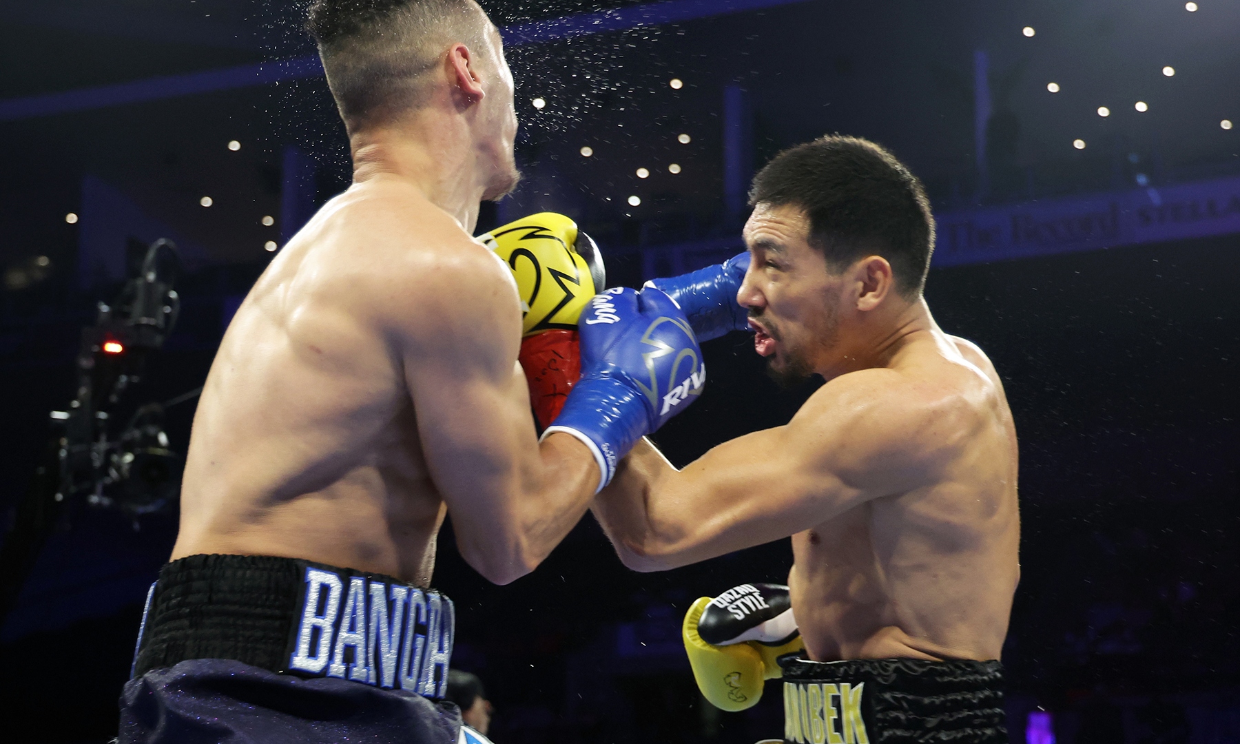 Alimkhanuly's two-round knockout sends message to middleweight division ...