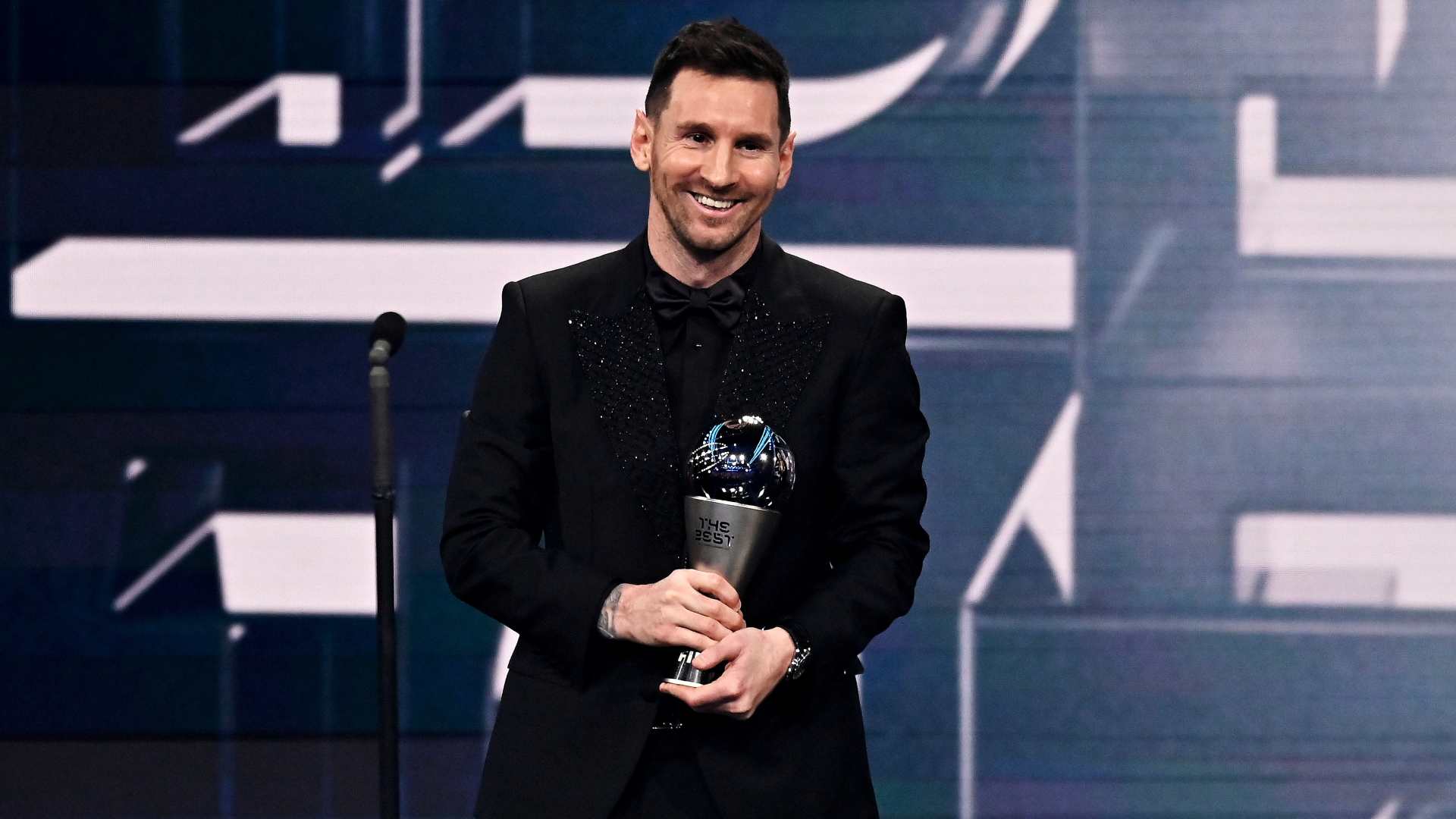 "Eine große Ehre": Lionel Messi gewinnt erstmals zwei Laureus Awards ...