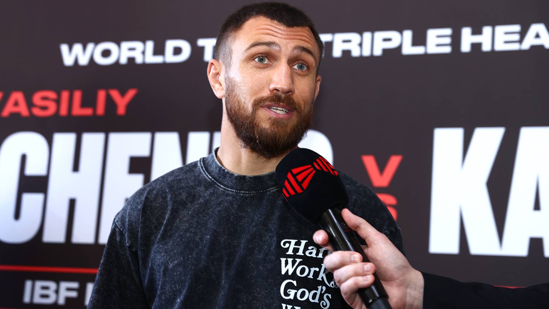 This boxing superstar called out Vasiliy Lomachenko and here's how Loma ...