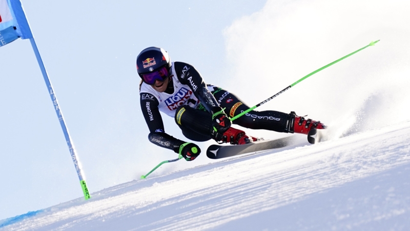 Ski heute live: Abfahrt der Frauen in St. Moritz im TV und LIVE-STREAM | DAZN News DE