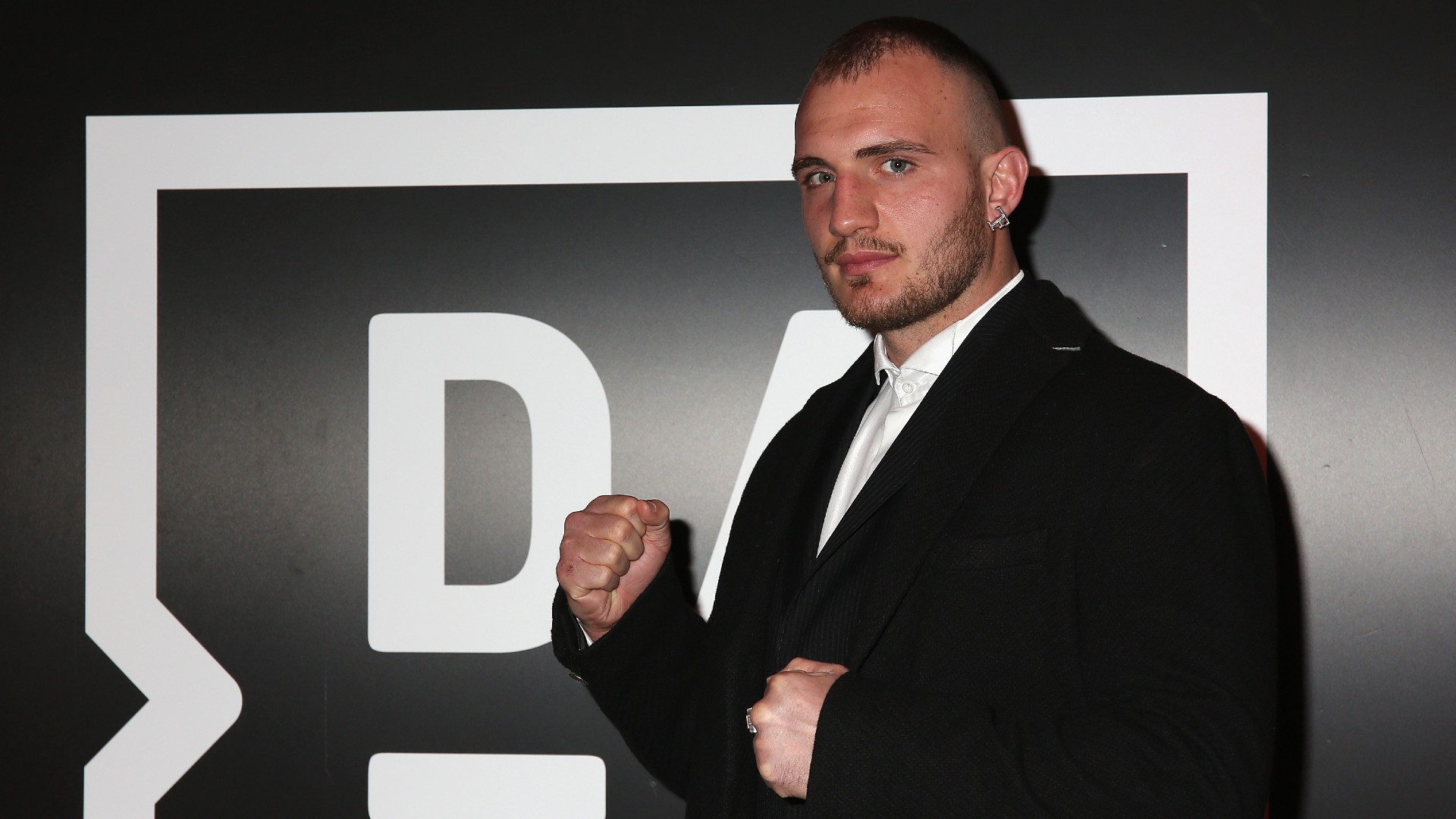 Floyd Masson vs. Fabio Turchi: Date start time, TV channel and live ...