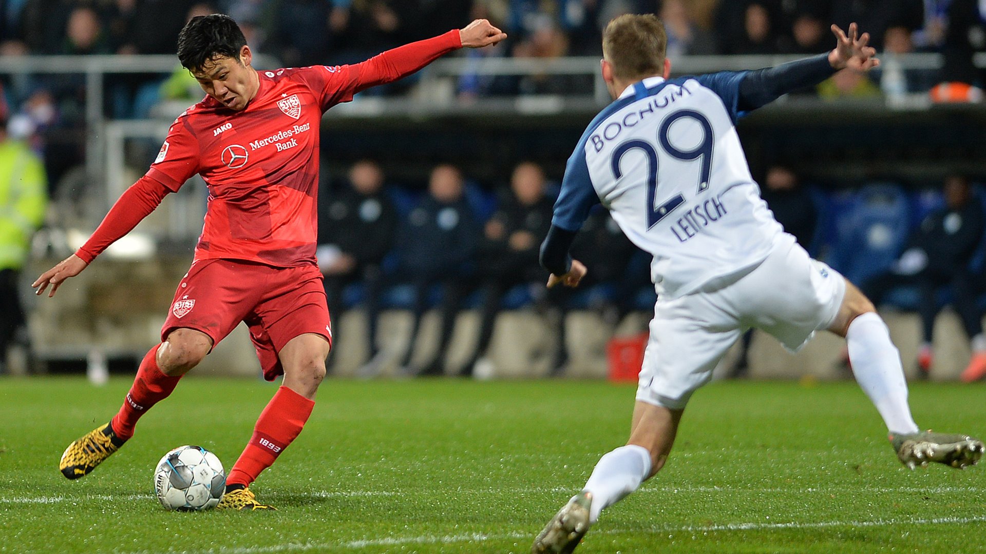 Sky oder DAZN - wer überträgt Bochum vs. VfB Stuttgart? So läuft die Bundesliga heute | DAZN News DE