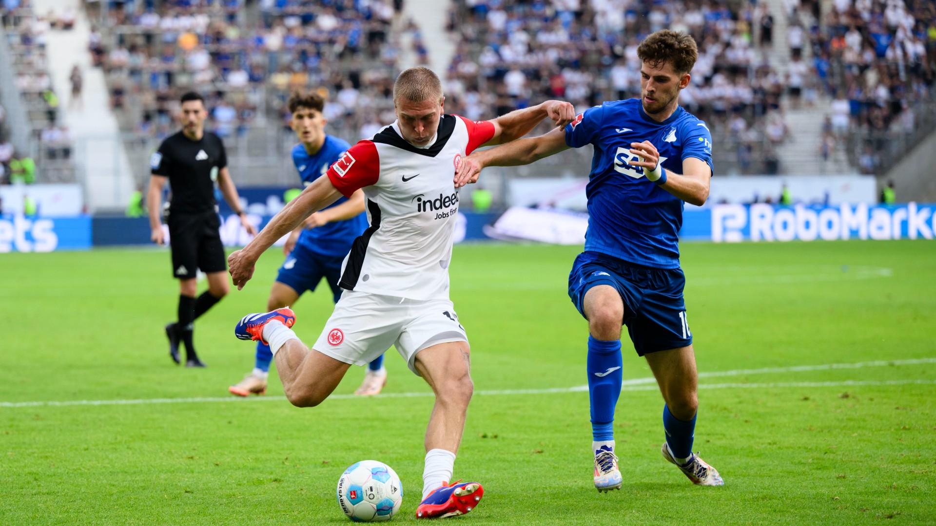 DAZN oder Sky - wo läuft Hoffenheim gegen Frankfurt heute live? | DAZN News AT