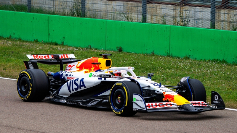 角田裕毅の駆るVCARB 02がイモラでシェイクダウン…メキエス代表「進むべき方向は間違っていない」｜F1 | DAZN News JP