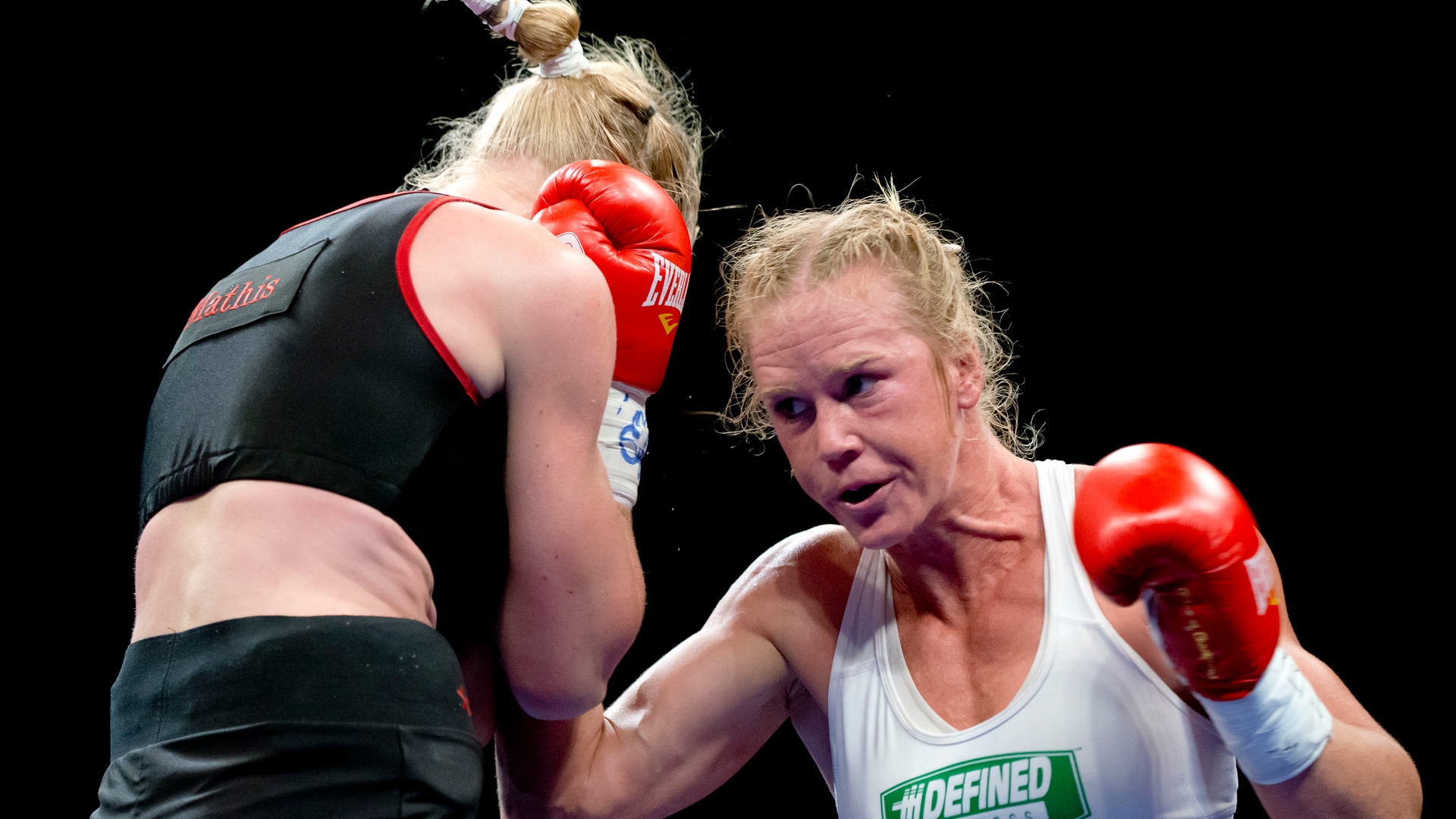 Paul vs Chavez Jr - Boxer who destroyed Ronda Rousey performs wild ...