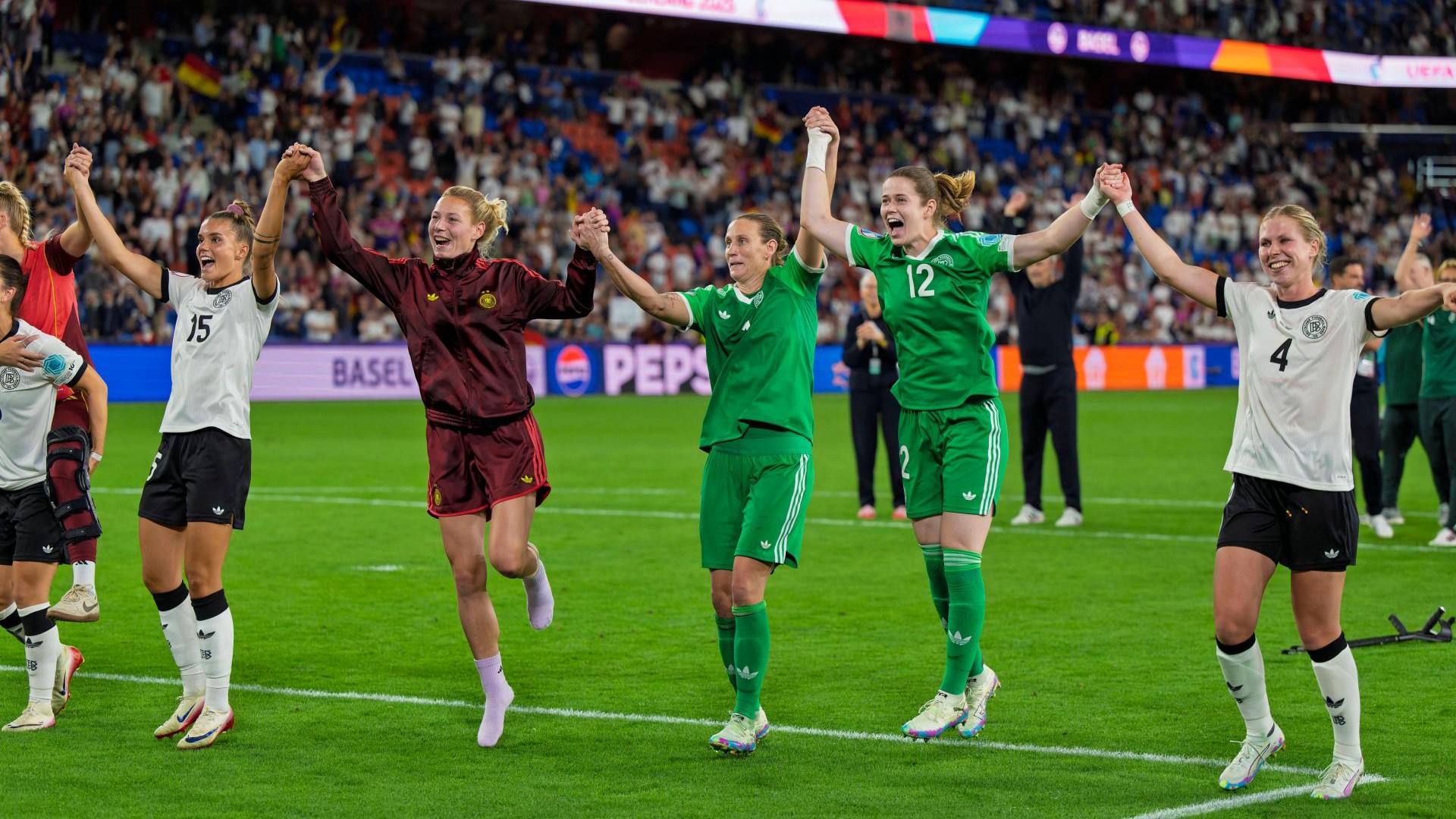 Spanien vs. Deutschland, Rückspiel im LIVE-STREAM und TV: Das Finale ...