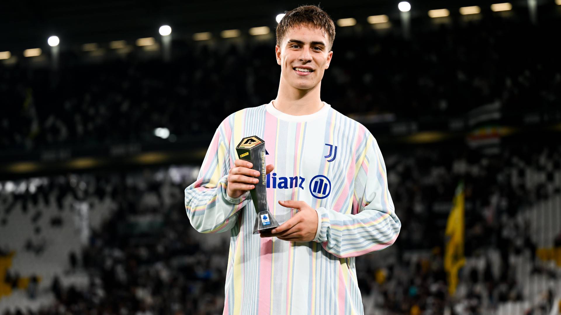 The midfielder proving worthy of iconic Juventus No. 10 | DAZN News US