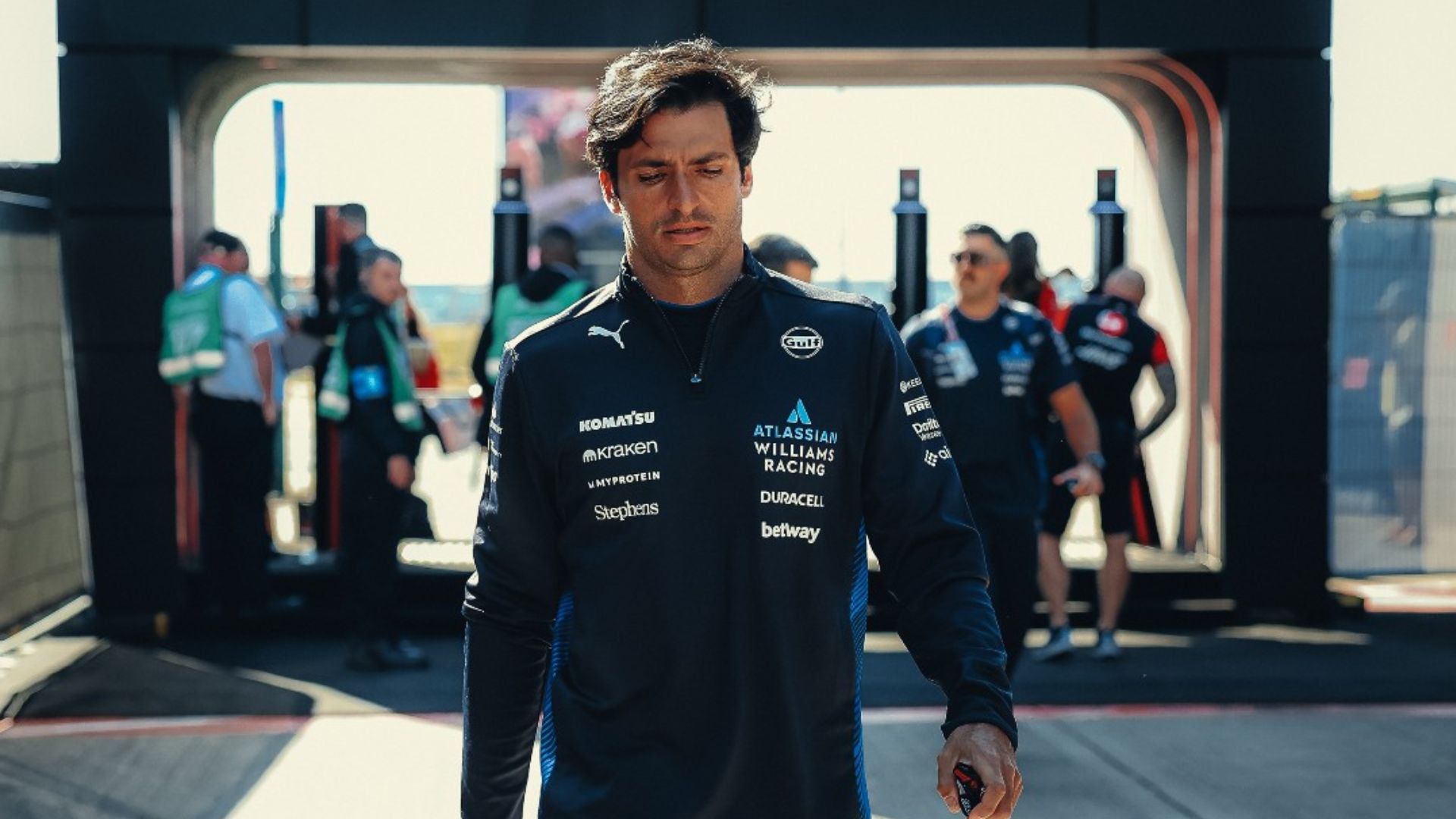 Carlos Sainz mira con 'rabia' el pasado y con esperanza su futuro con Williams: "Echo de menos ...