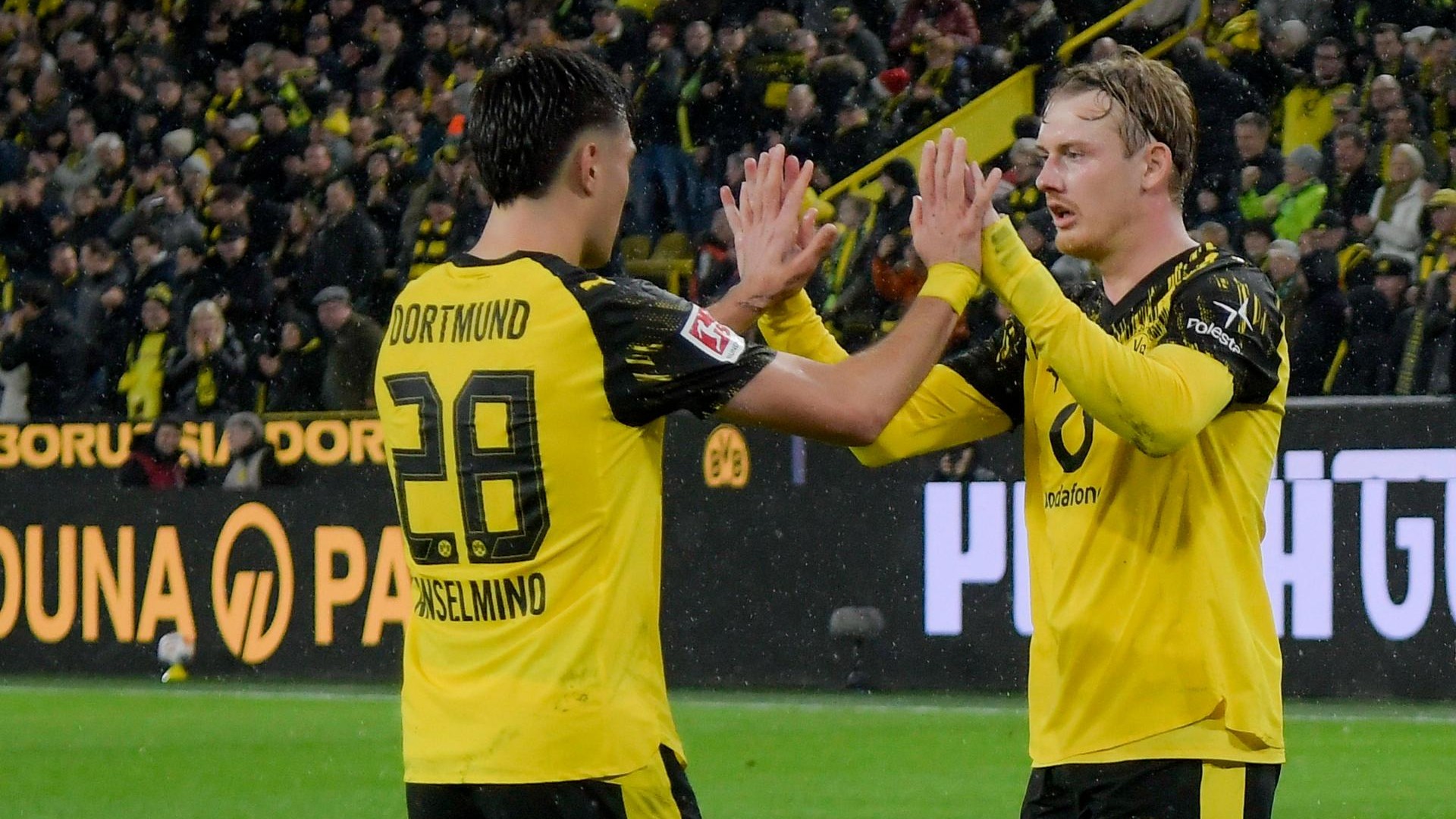Fußball heute live im TV und LIVE-STREAM: BVB gegen Inter | DAZN News DE