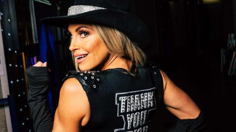 How many championships/titles has Trish Stratus won? Full list of ...