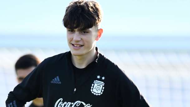 ¿Quién es Alejandro Garnacho y por qué no juega con España? | DAZN News ...