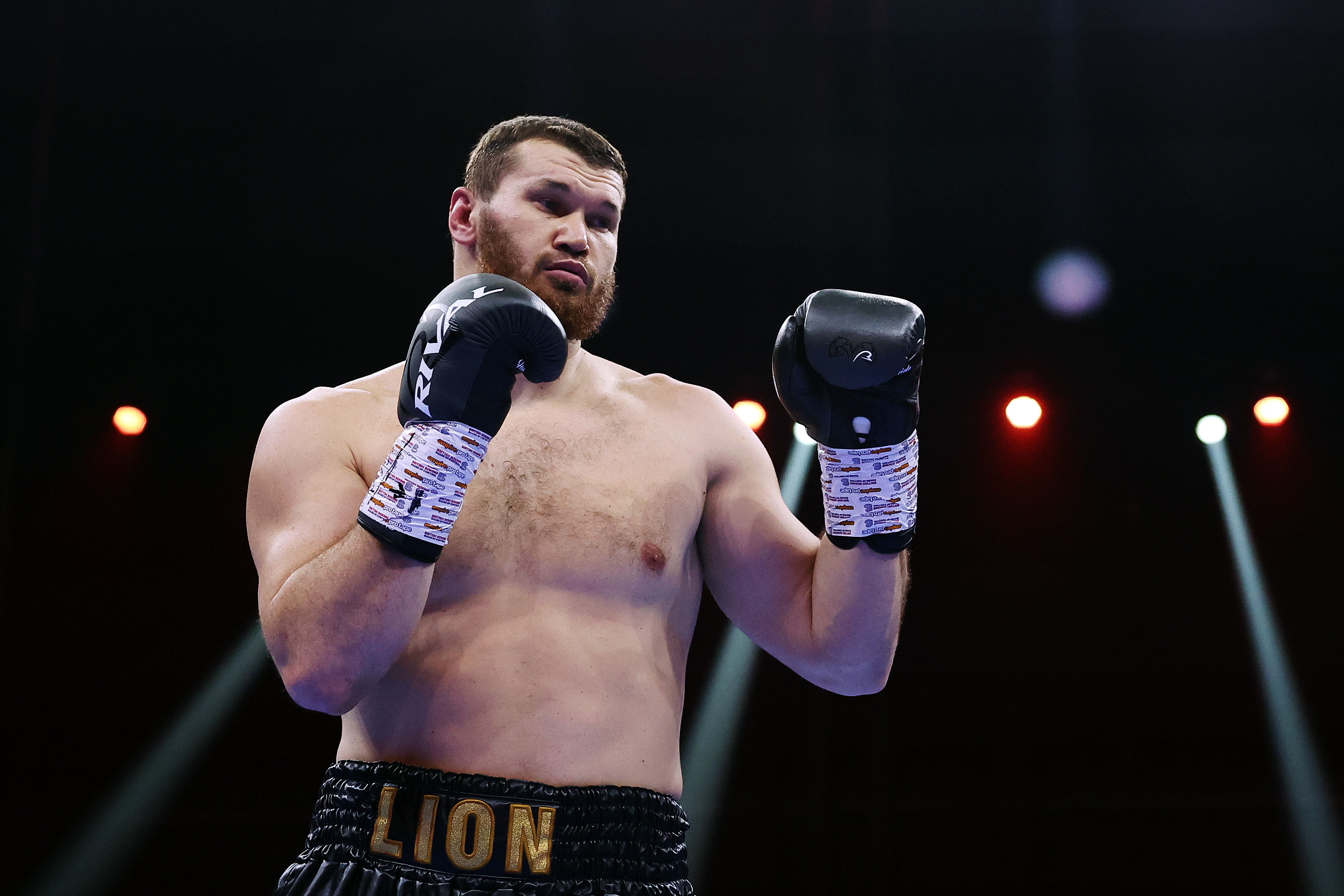 Is Arslanbek Makhmudov a threat to Tyson Fury's comeback? | DAZN News US