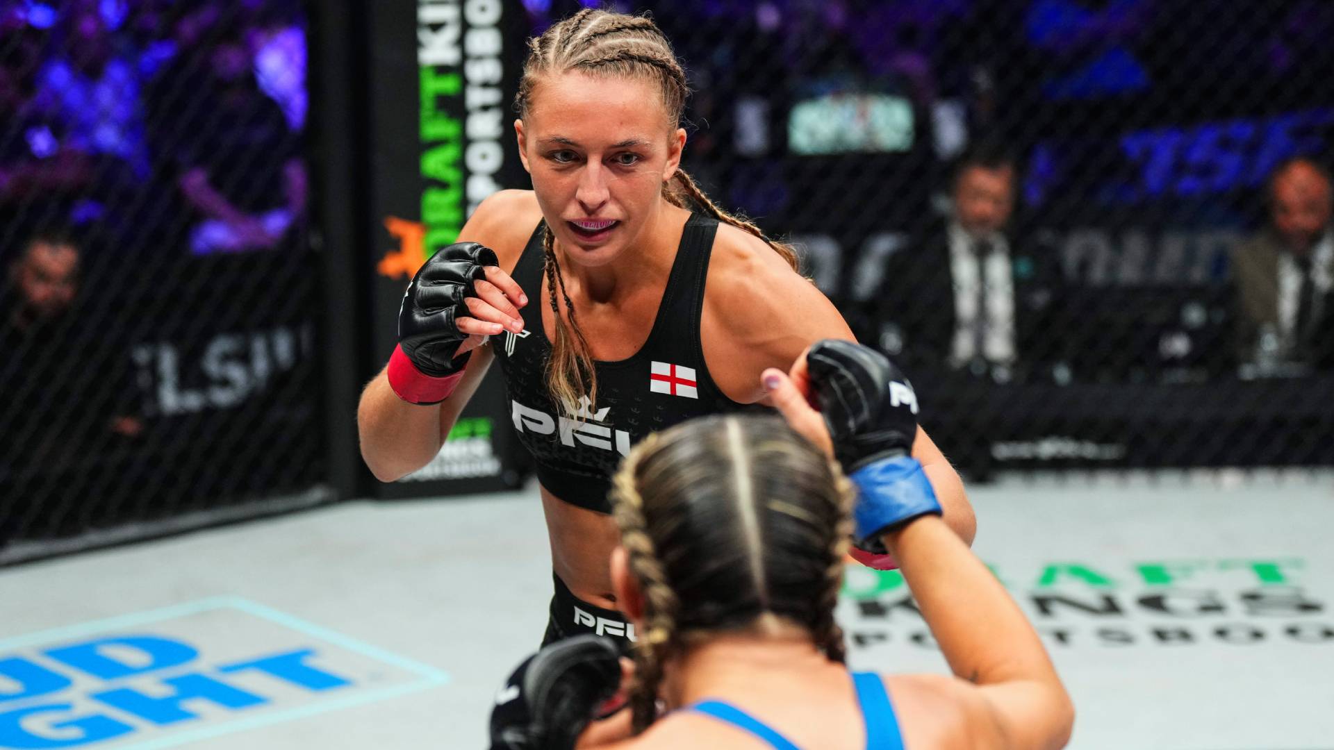 What time is the Dakota Ditcheva vs Sumiko Inaba fight tonight? Cagewalks, running order ...