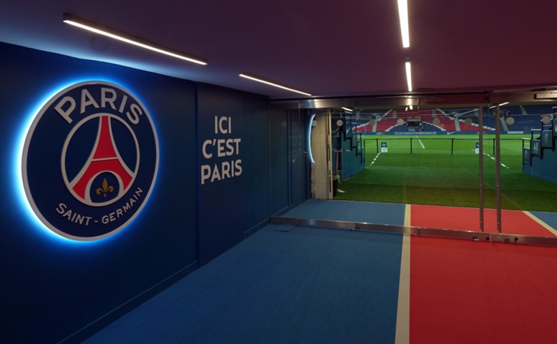 Le PSG inaugure son nouveau centre d'entraînement ultramoderne à Poissy ...