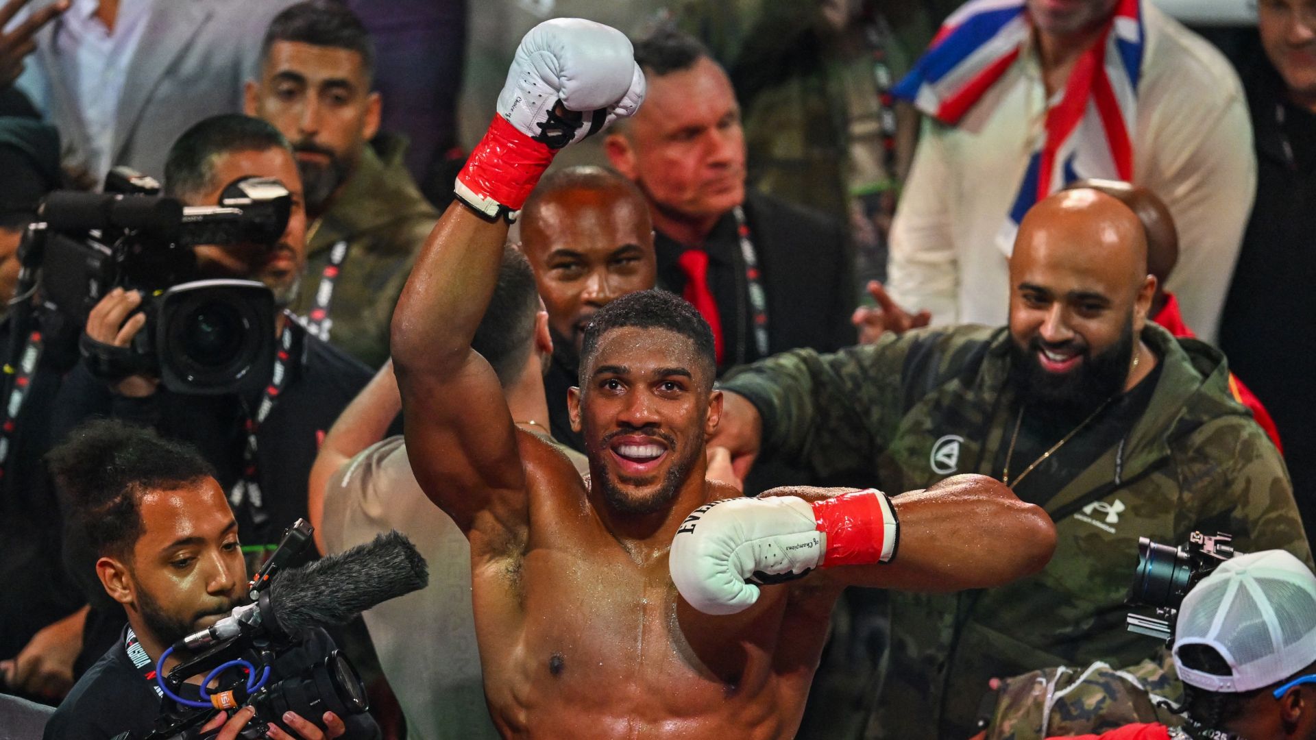 'Netflix and chill!' - Anthony Joshua revels in 'blowing off the ...