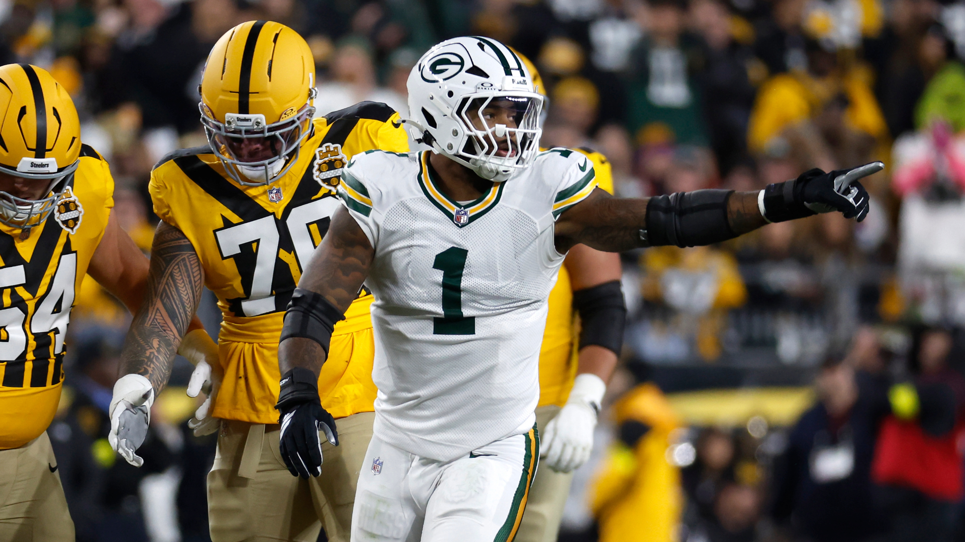 Micah Parsons hijacks Aaron Rodgers’ Packers reunion with another MVP ...