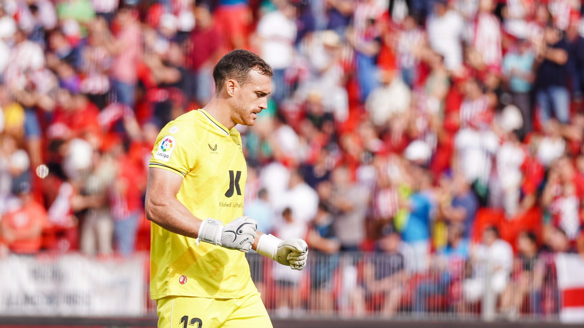 Fernando Martínez, portero del Almería, habla antes de visitar el Camp ...