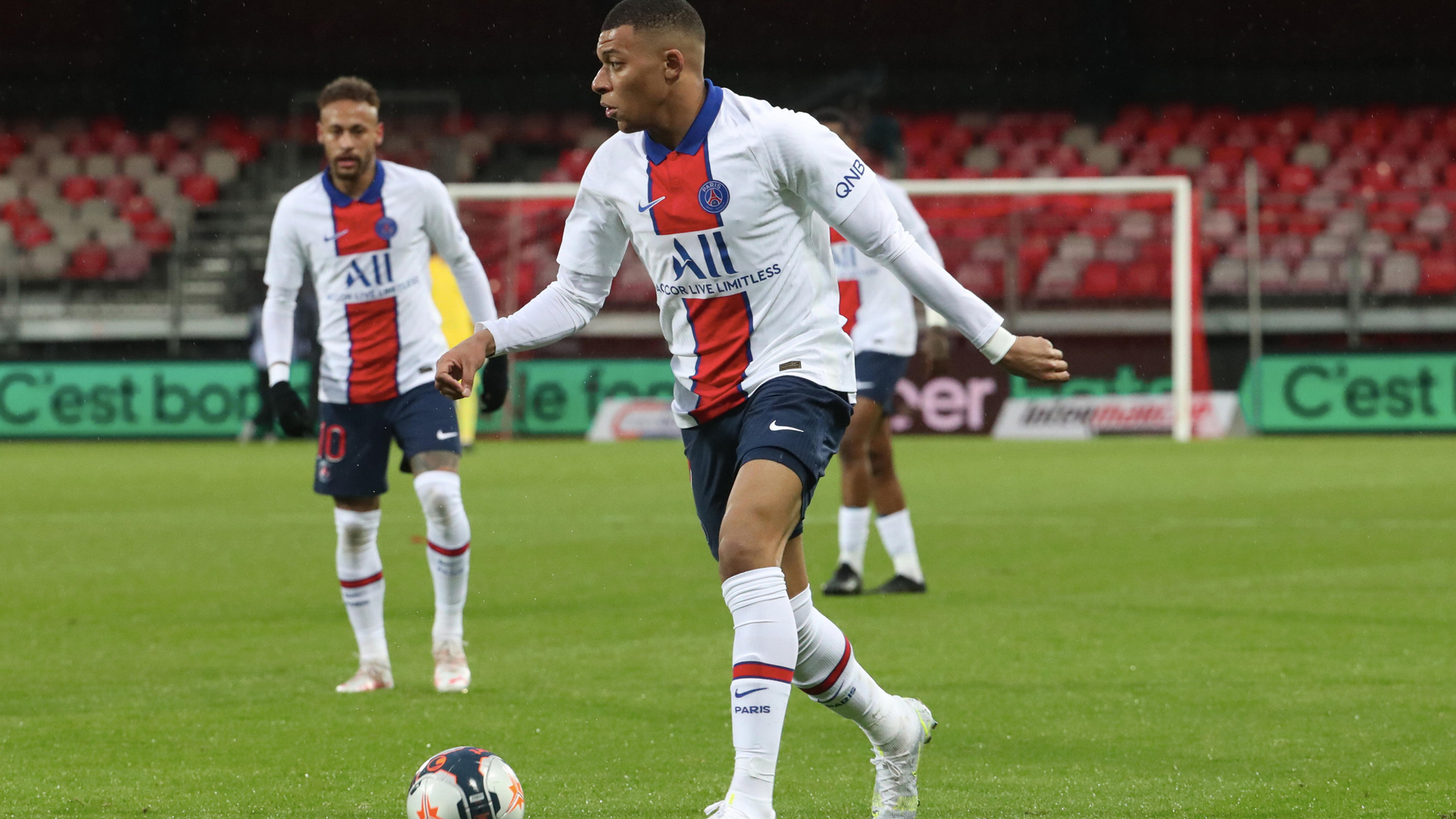 Wer zeigt / überträgt Brest vs. PSG live im TV und LIVE-STREAM? Alle Infos zur Übertragung auf ...